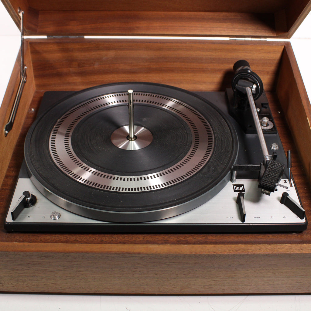 Dual 1219 3-Speed Fully-Automatic Idler-Drive Turntable