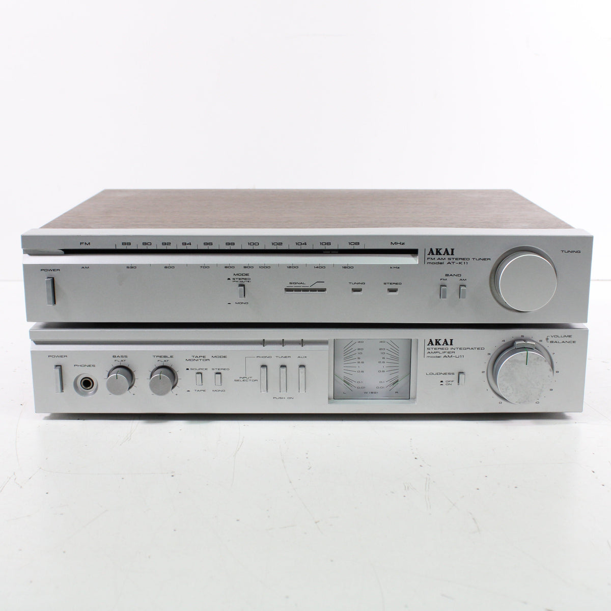 Akai Stereo System Bundle (AT-K11 AM FM Tuner and AM-U11 Integrated Am ...
