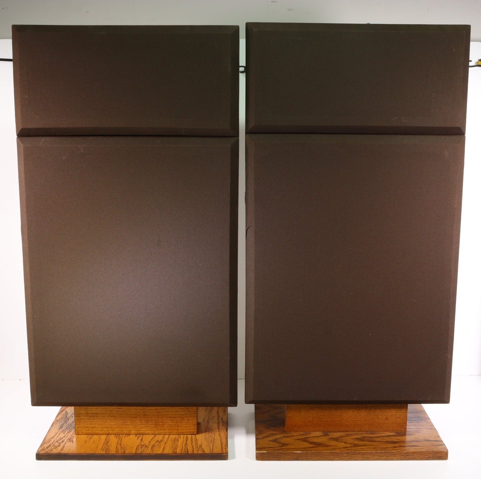 BES Bertagni SM275 Vintage Floorstanding Speaker Pair