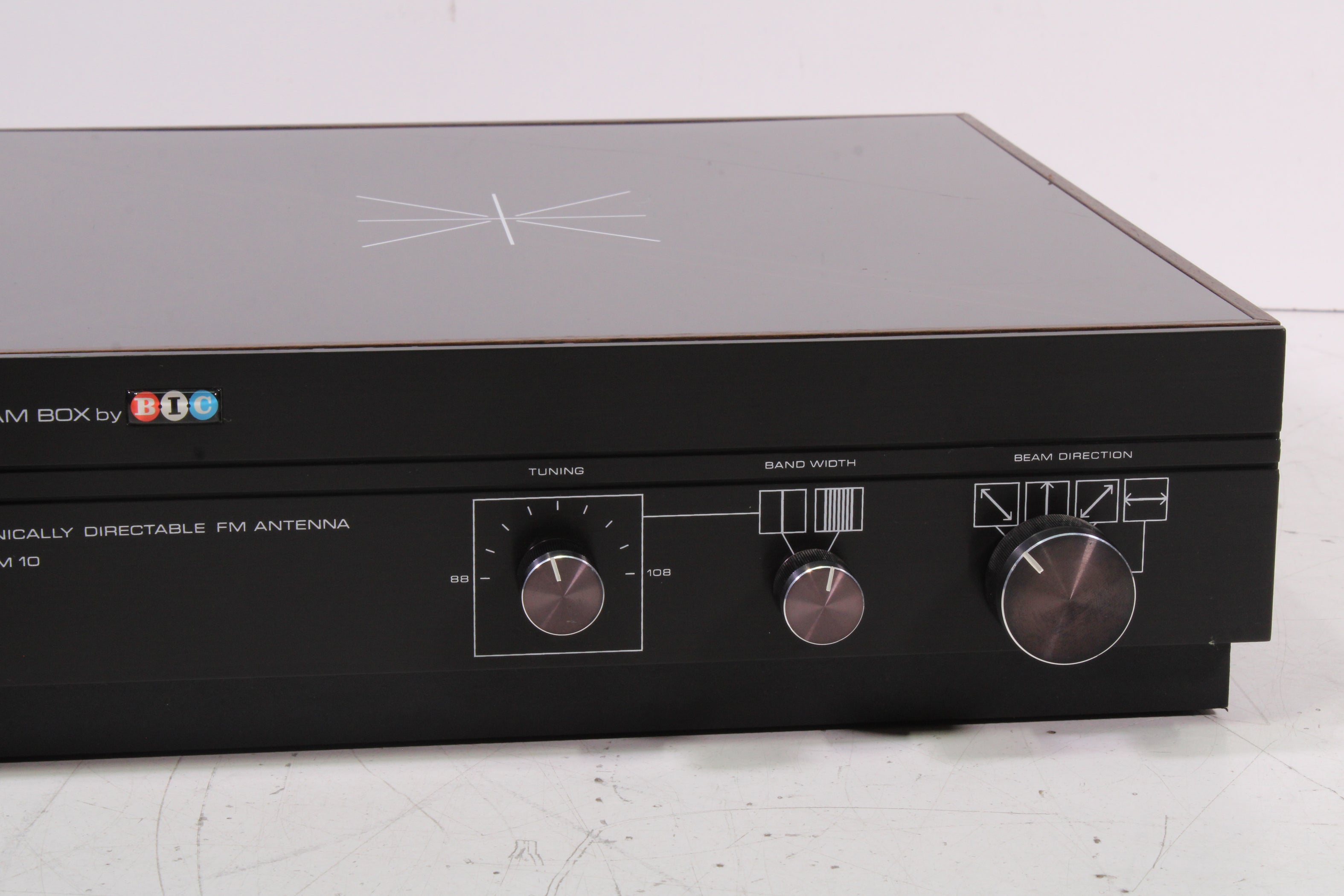 BIC The Beam Box FM-10 Electronically Directable FM Antenna Vintage Wo ...