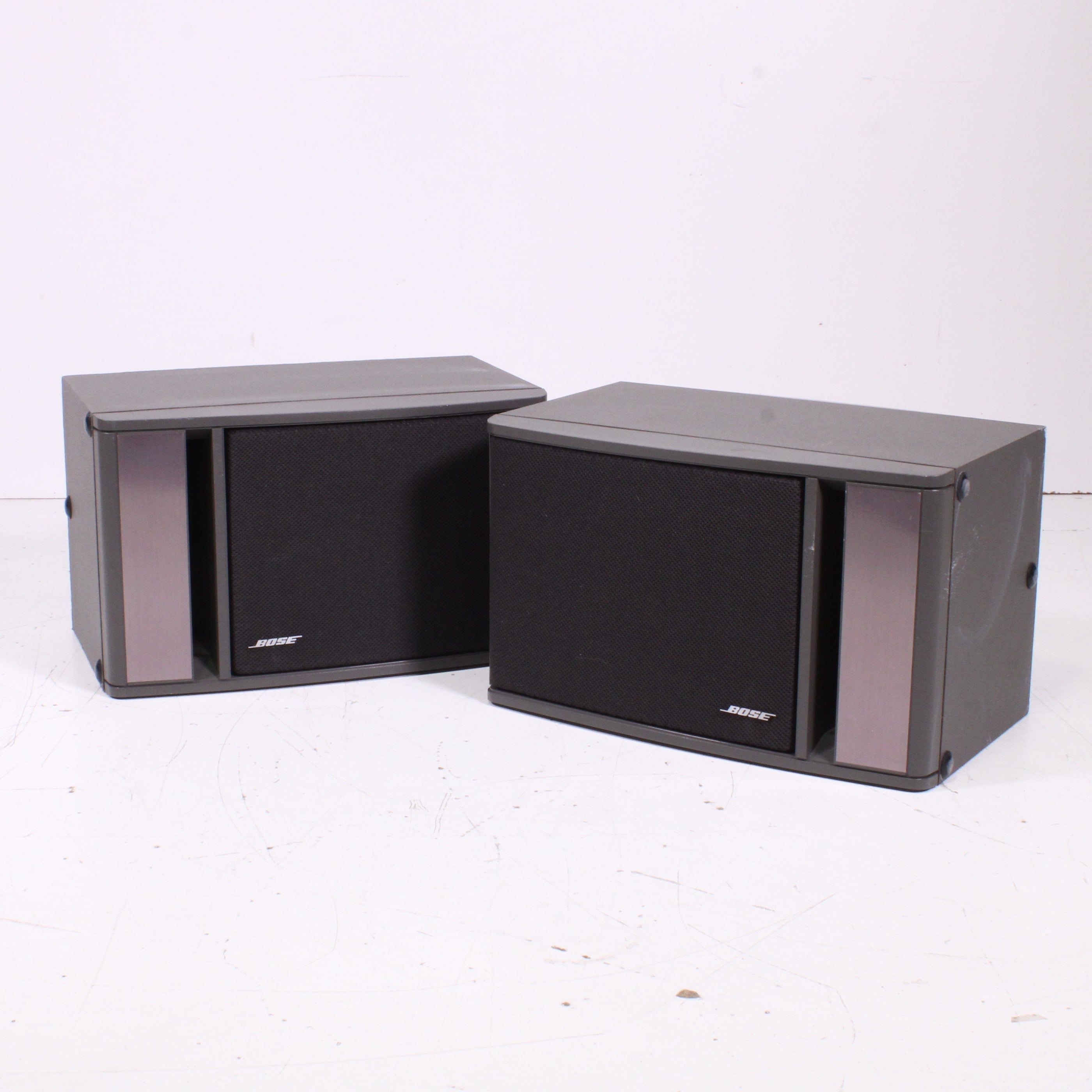 Bose 141 Direct/Reflecting Bookshelf Speakers Pair Compact Wide-Disper ...