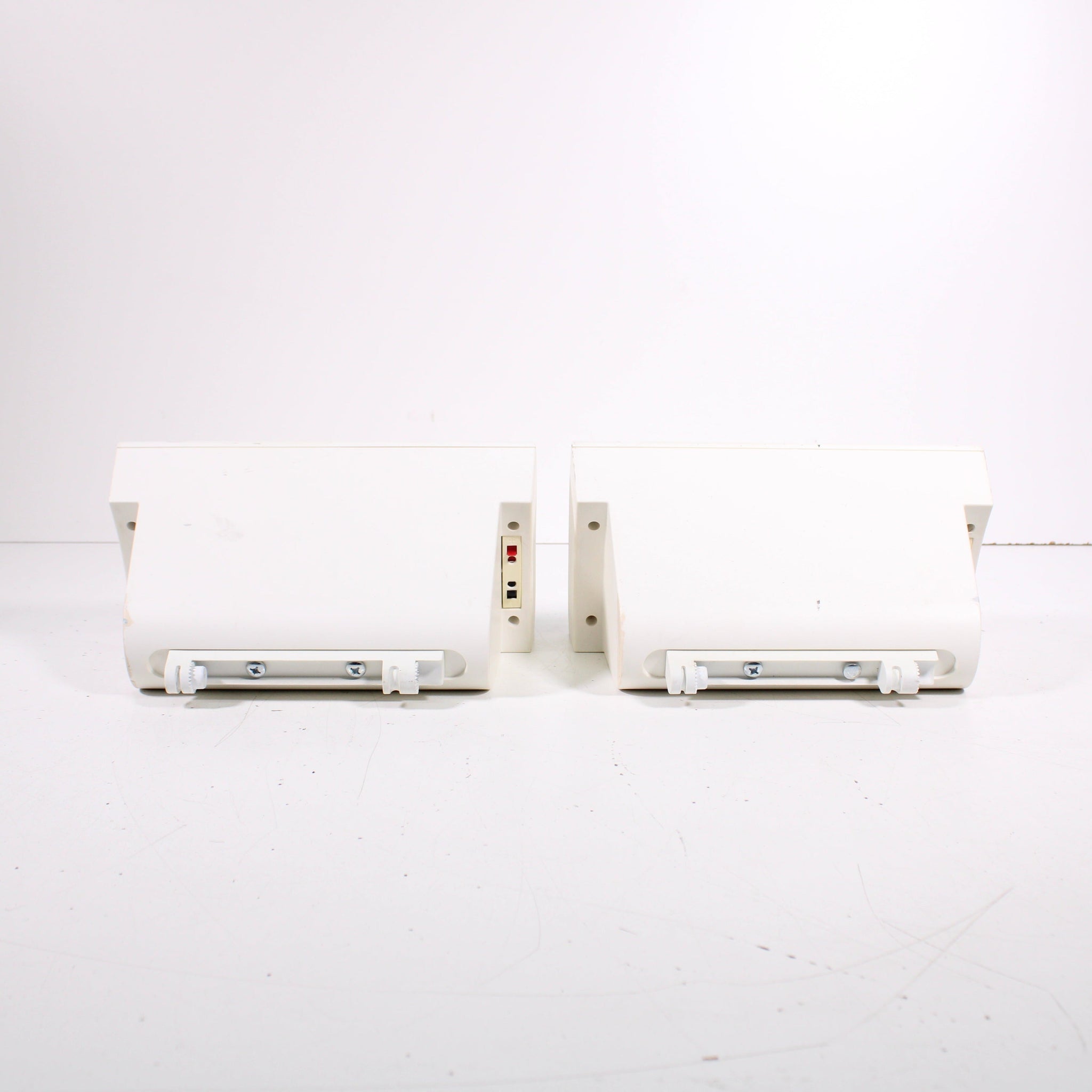 Bose Model 100 Compact Speaker Pair (Cream)