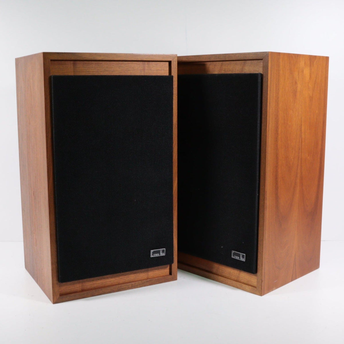Cerwin Vega R-26 Loudspeaker System Pair (ONE HAS NO TWEETER SOUND and ...