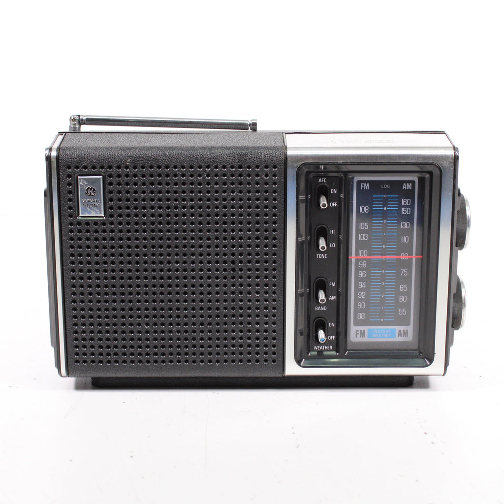 GE General Electric 7-2870A Vintage Portable AM FM Radio