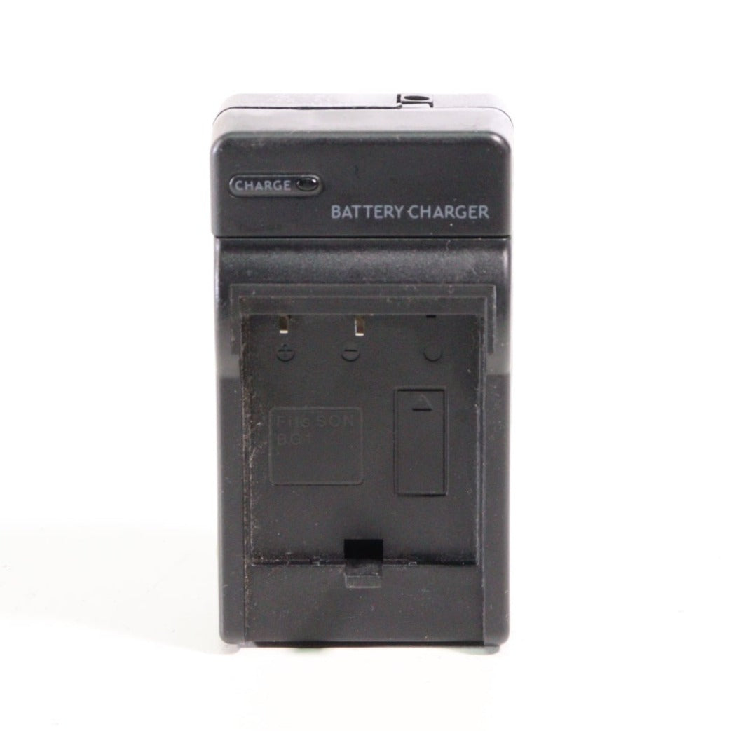 GT Max Video Digital Camera Travel Charger