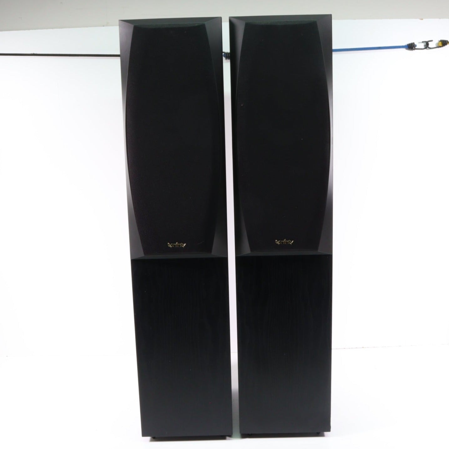 Infinity Entra Three Floorstanding Tower Speaker Pair — SpenCertified