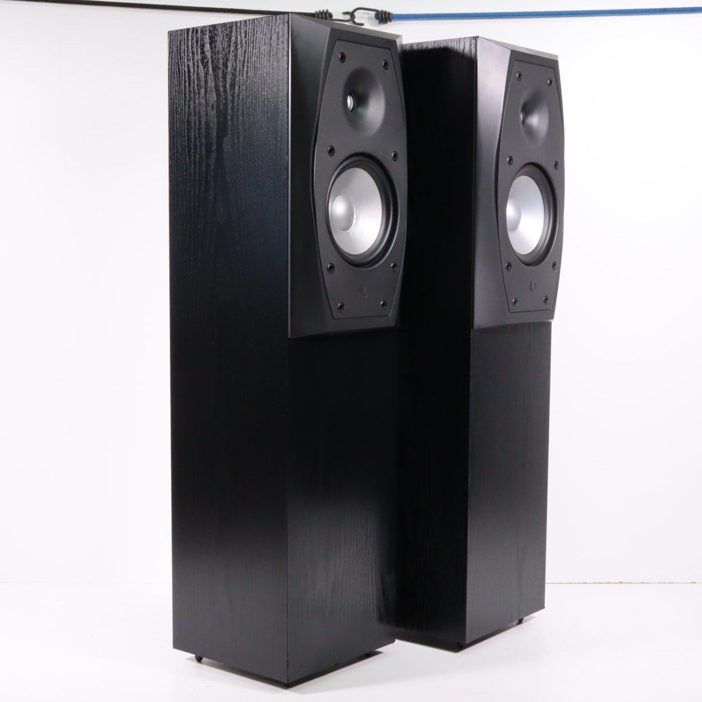 Infinity Entra Two Floorstanding Tower Speaker Pair