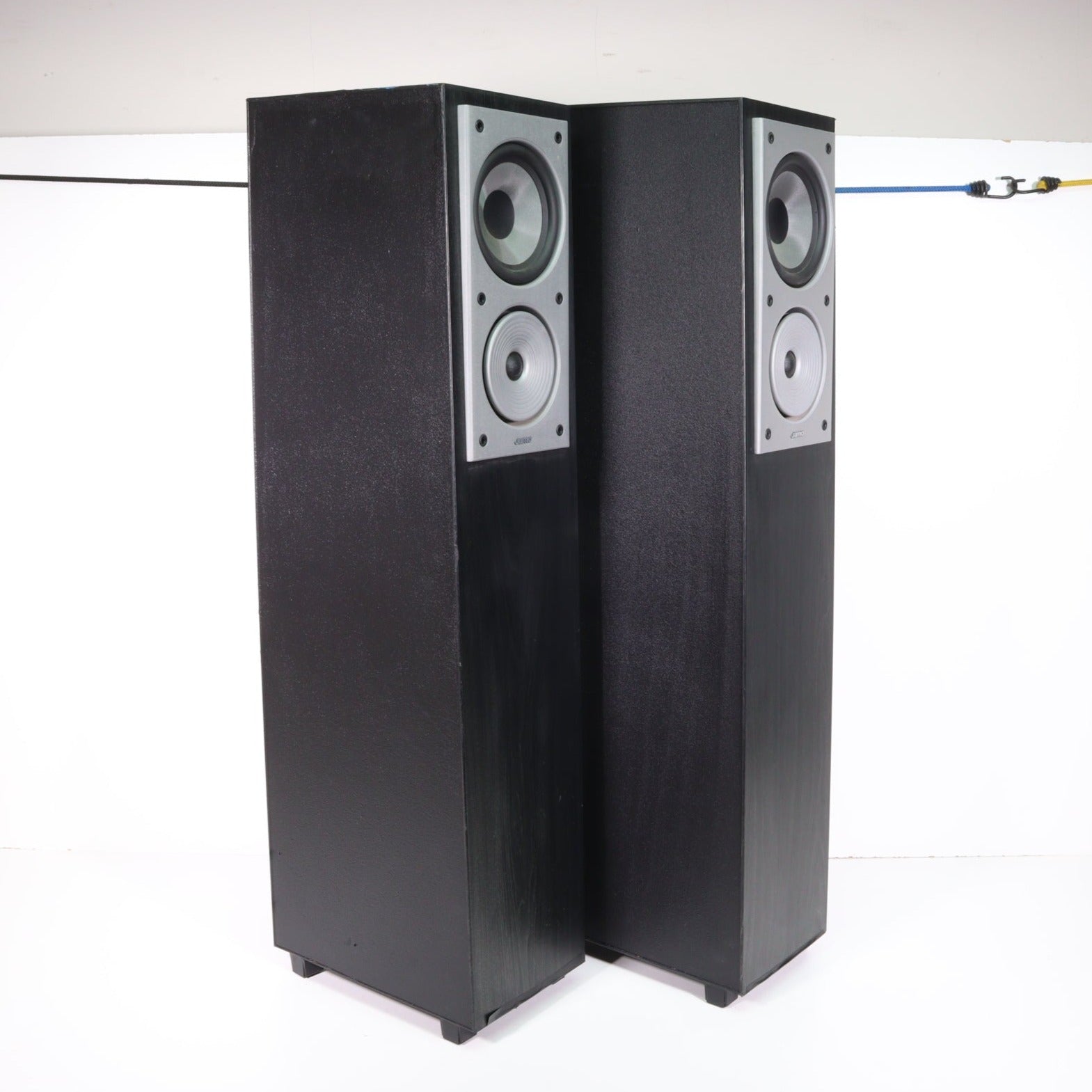 Jamo Four Speaker Floorstanding Tower Set Black (Tower Pair E770 and T