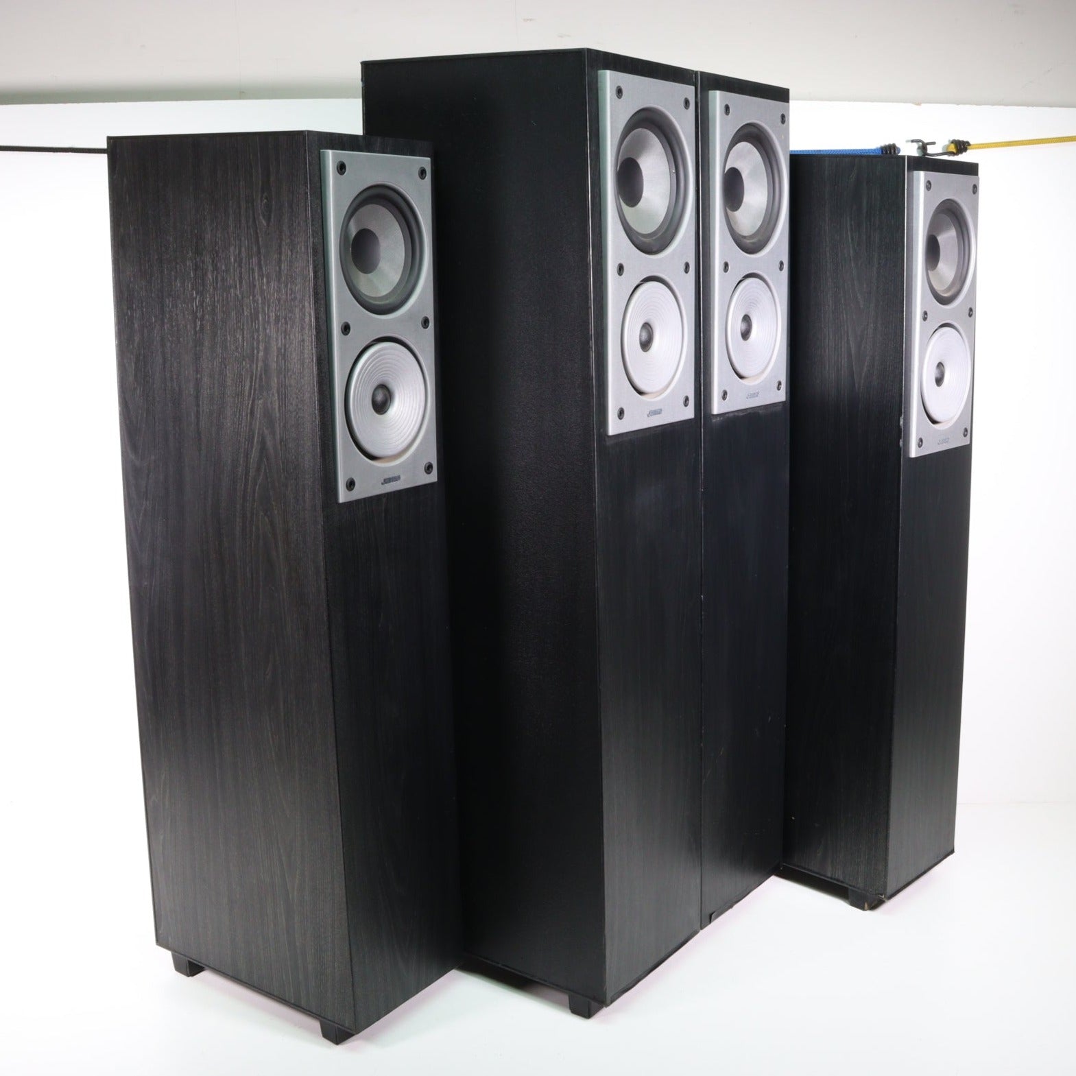 Jamo Four Speaker Floorstanding Tower Set Black (Tower Pair E770 and T