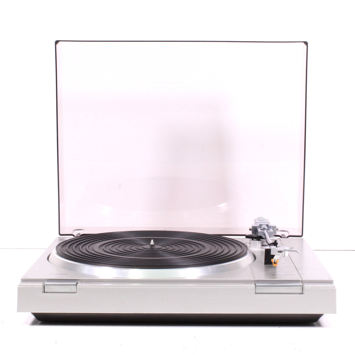 Magnavox FP7130SL01 2-Speed Turntable with Auto Return — SpenCertified