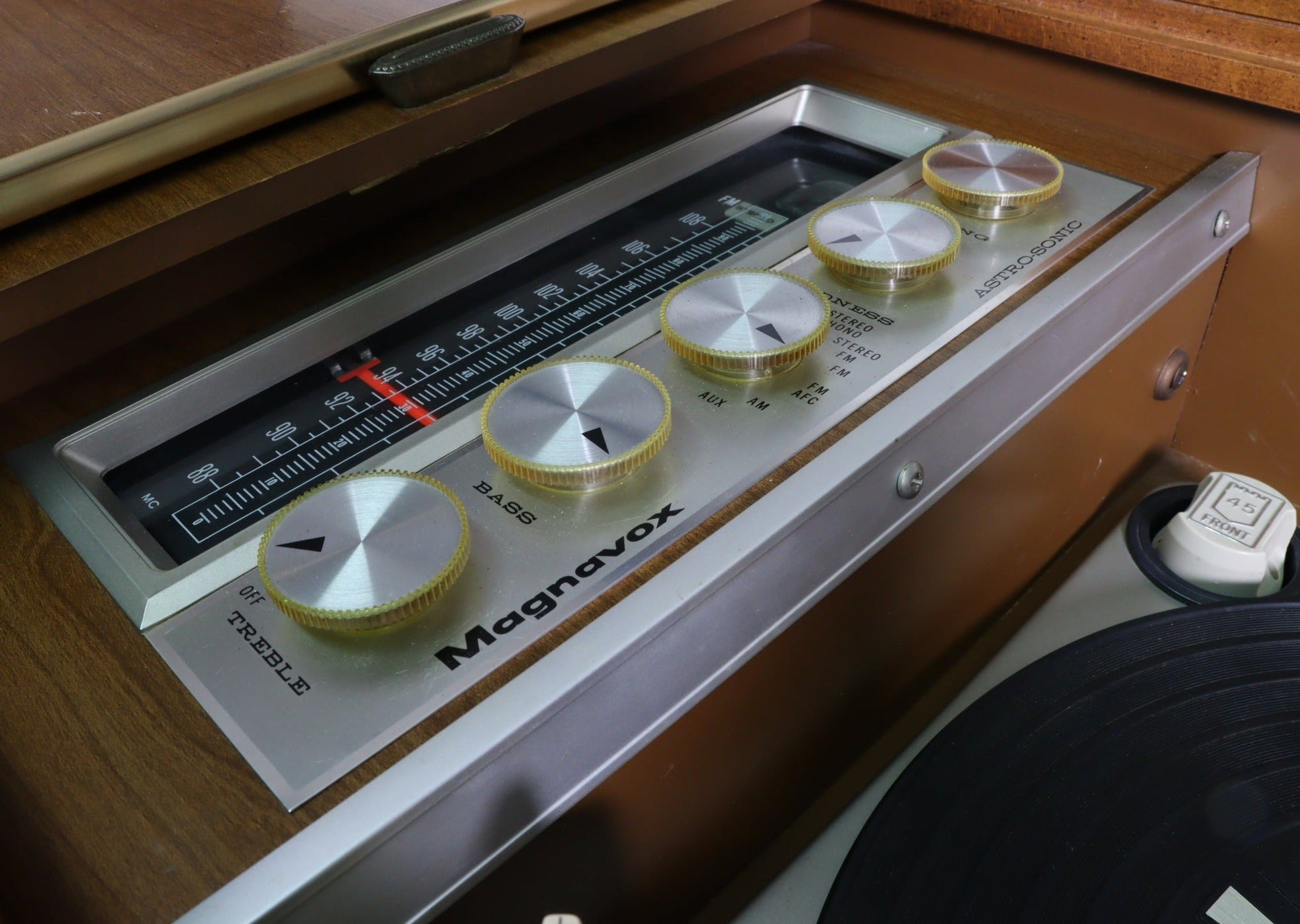 Magnavox Micromatic Stereo Console Record Player with FM/AM Radio, Aux ...