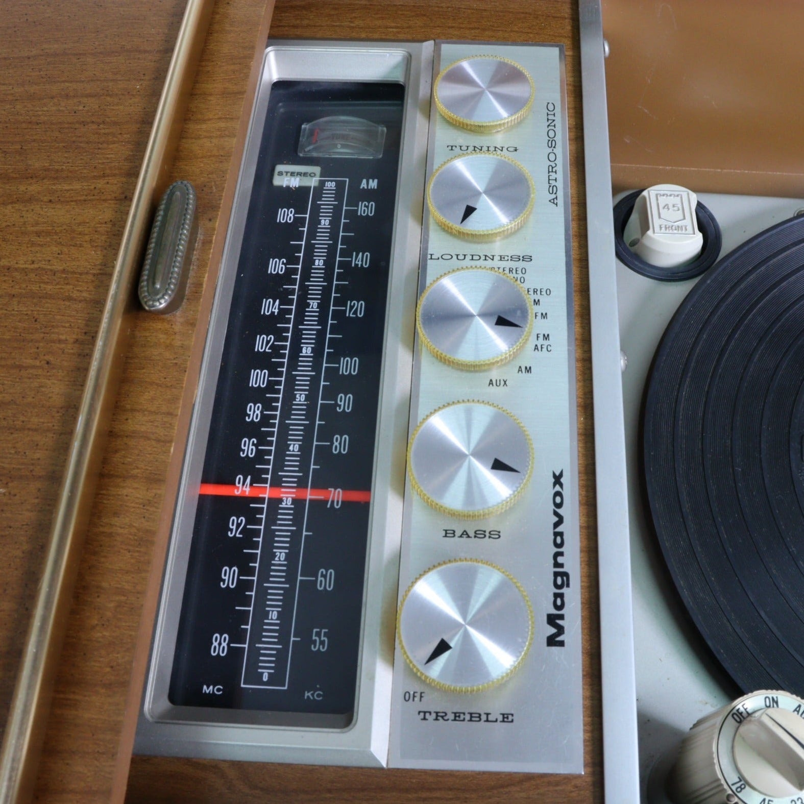 Magnavox Micromatic Stereo Console Record Player with FM/AM Radio, Aux ...