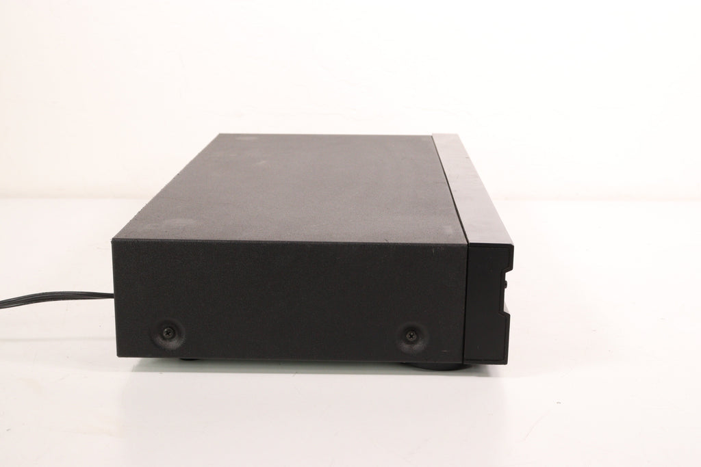 Marantz TR 2242 Legacy Series AM FM Tuner Digital PLL Synthesizer