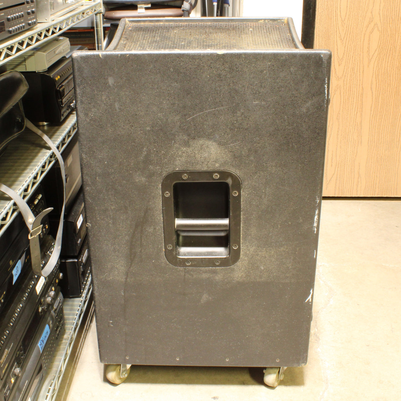 Matrix 1000 B-52 Powered Subwoofer with Built-In Amplifier (Pickup Onl ...