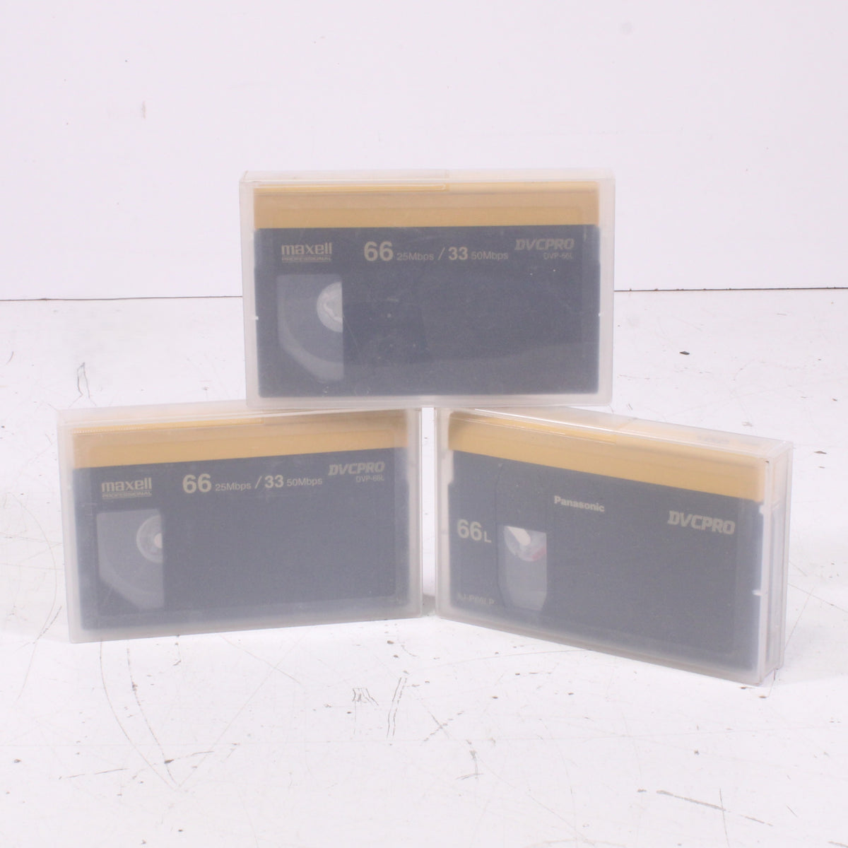 Maxell & Panasonic DVCPRO 66 Minute Videotape Bundle of 3 Tapes ...