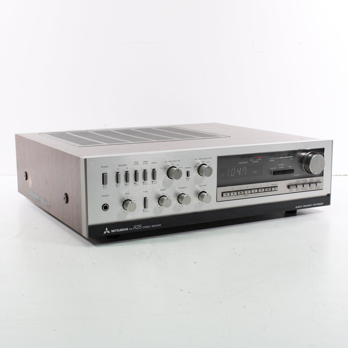 Mitsubishi DA-R25 AM FM Stereo Receiver (1980) — SpenCertified