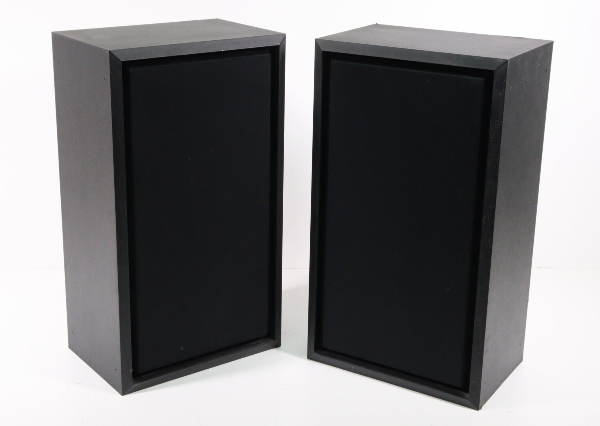 Montgomery Ward Airline E98596 (GEN 6684A) Bookshelf Speaker Pair