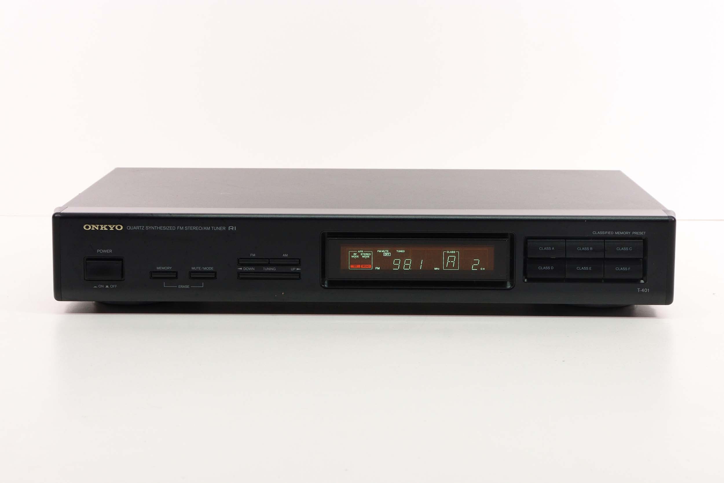 Onkyo T-401 Quartz Synthesized FM Stereo / AM Tuner