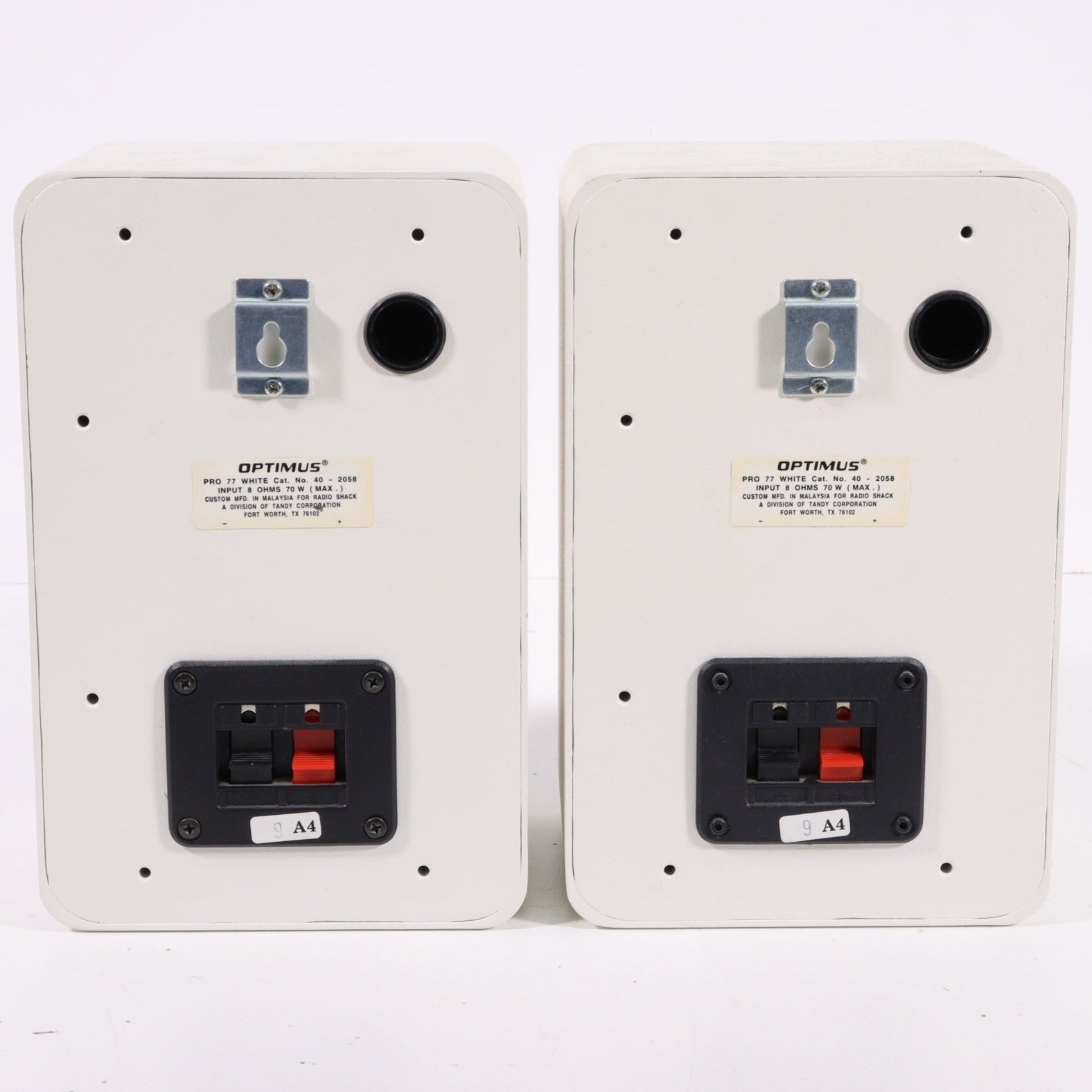 Optimus Pro 77 40-2058 Bookshelf Speaker Pair White