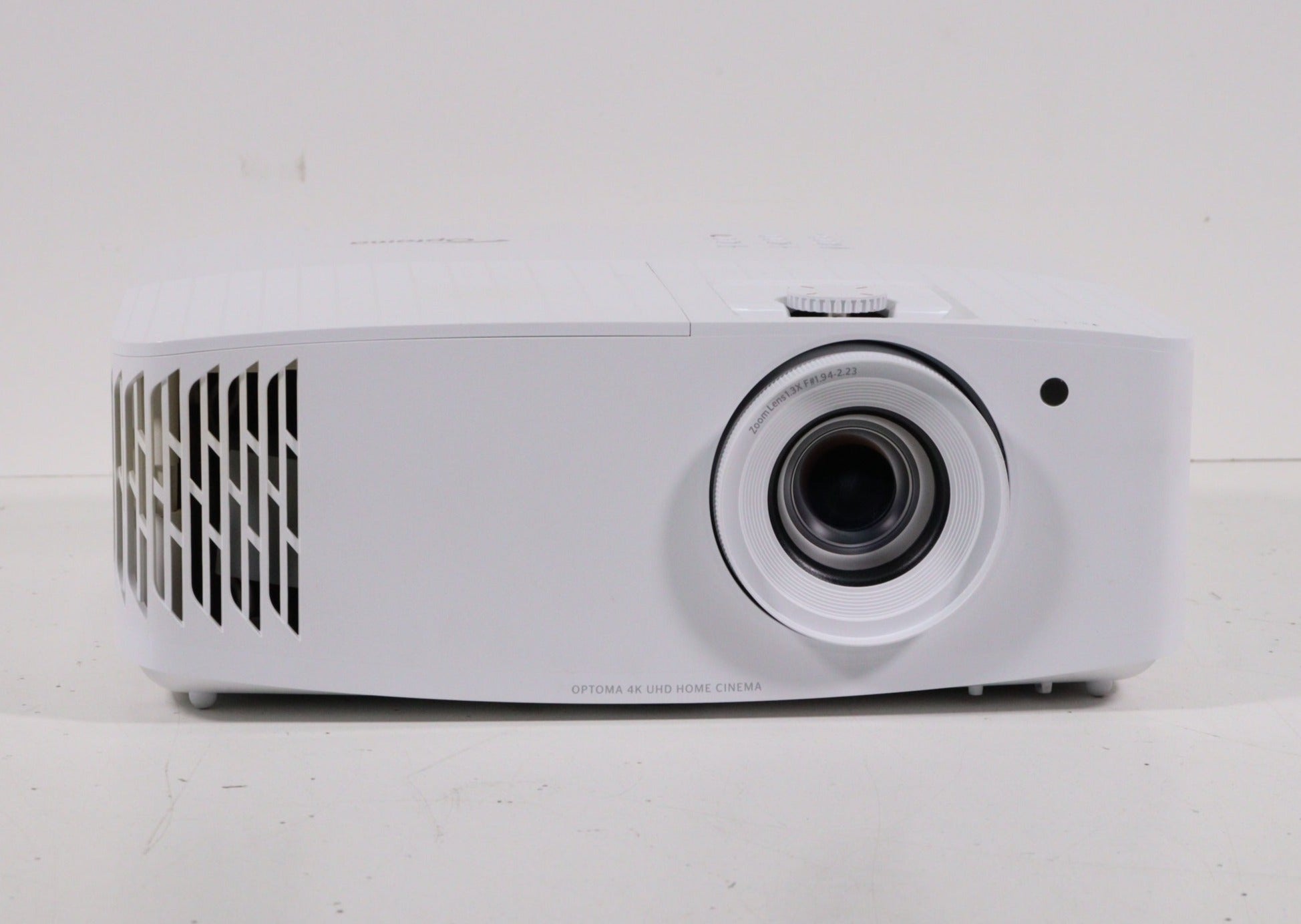 Optoma UHD50X True 4K UHD Movie and Gaming Projector (HAS ISSUES)