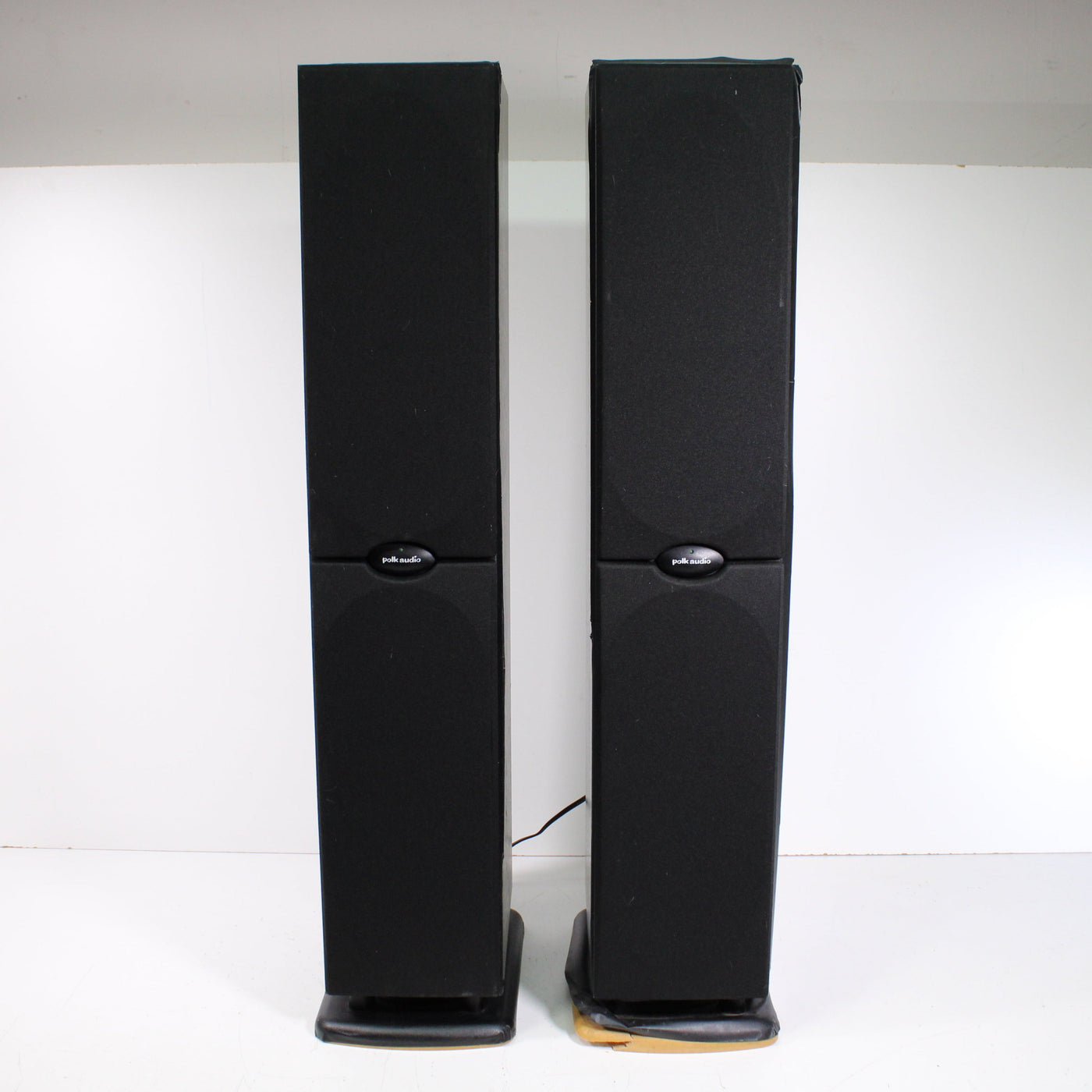 Polk Audio RT1000i Tower Speaker Pair with Built-In Powered Subwoofers ...