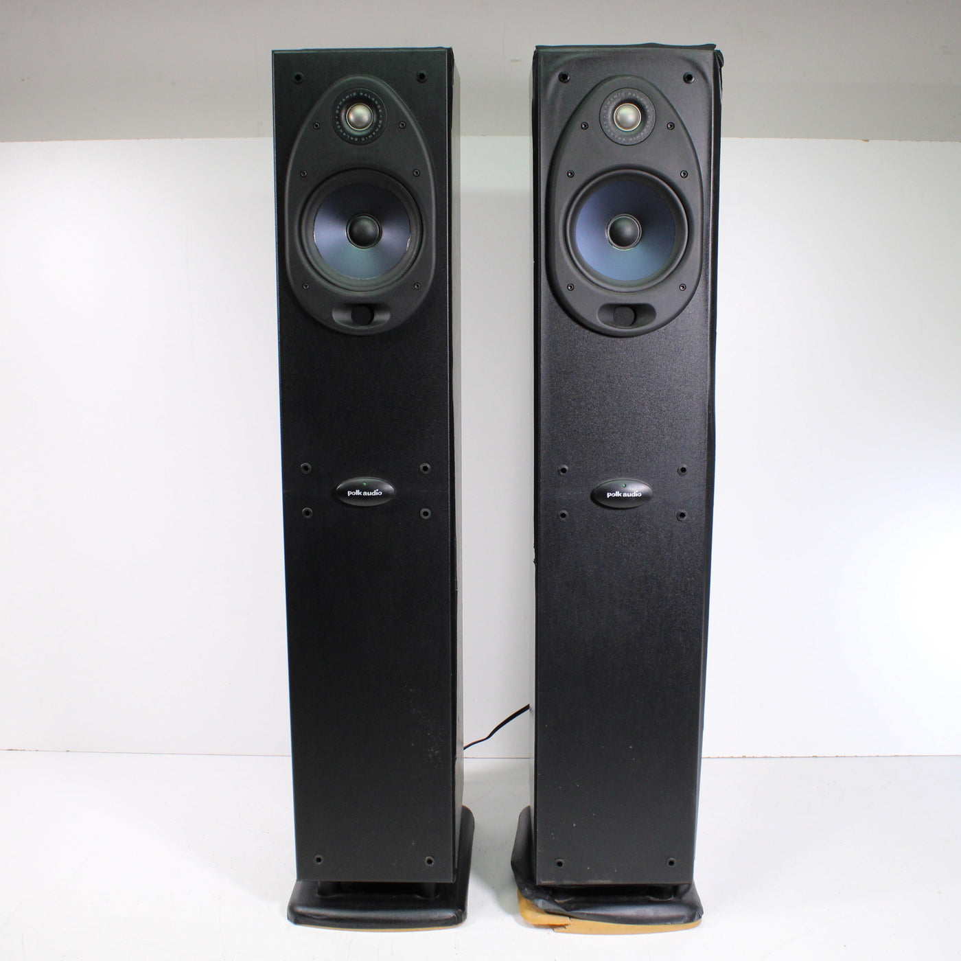 Polk Audio RT1000i Tower Speaker Pair with Built-In Powered Subwoofers ...