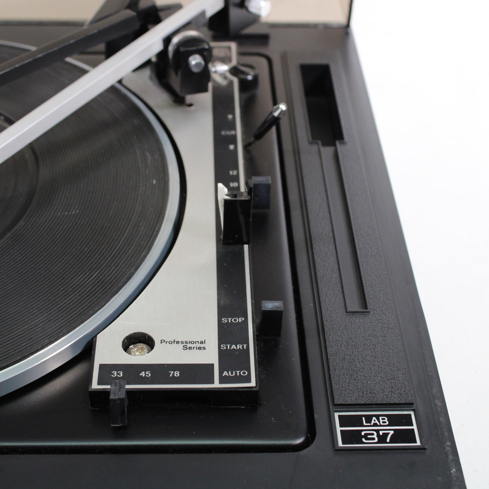 Realistic LAB-36A 3-Speed Auto Manual Turntable Stereo Record Changer