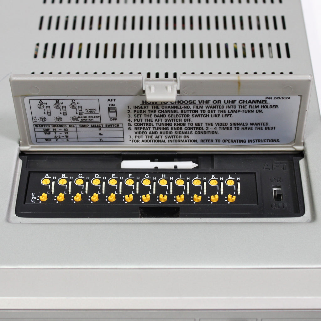 Realistic Model 18 16-507A VCR VHS Player Recorder 107 Channel Cable R