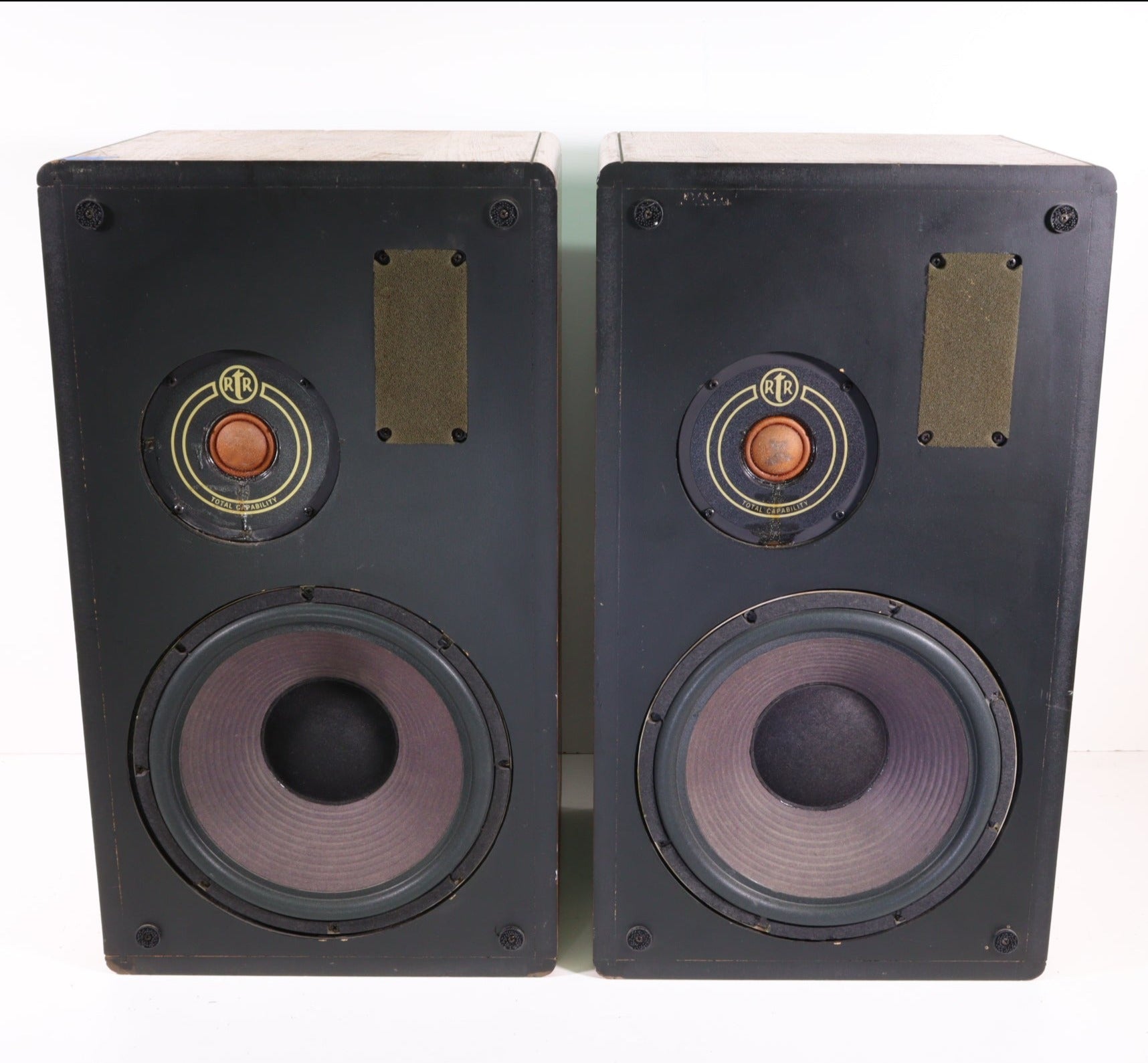 RtR 100-D Vintage Floorstanding Speaker Pair in Original Walnut Cabine