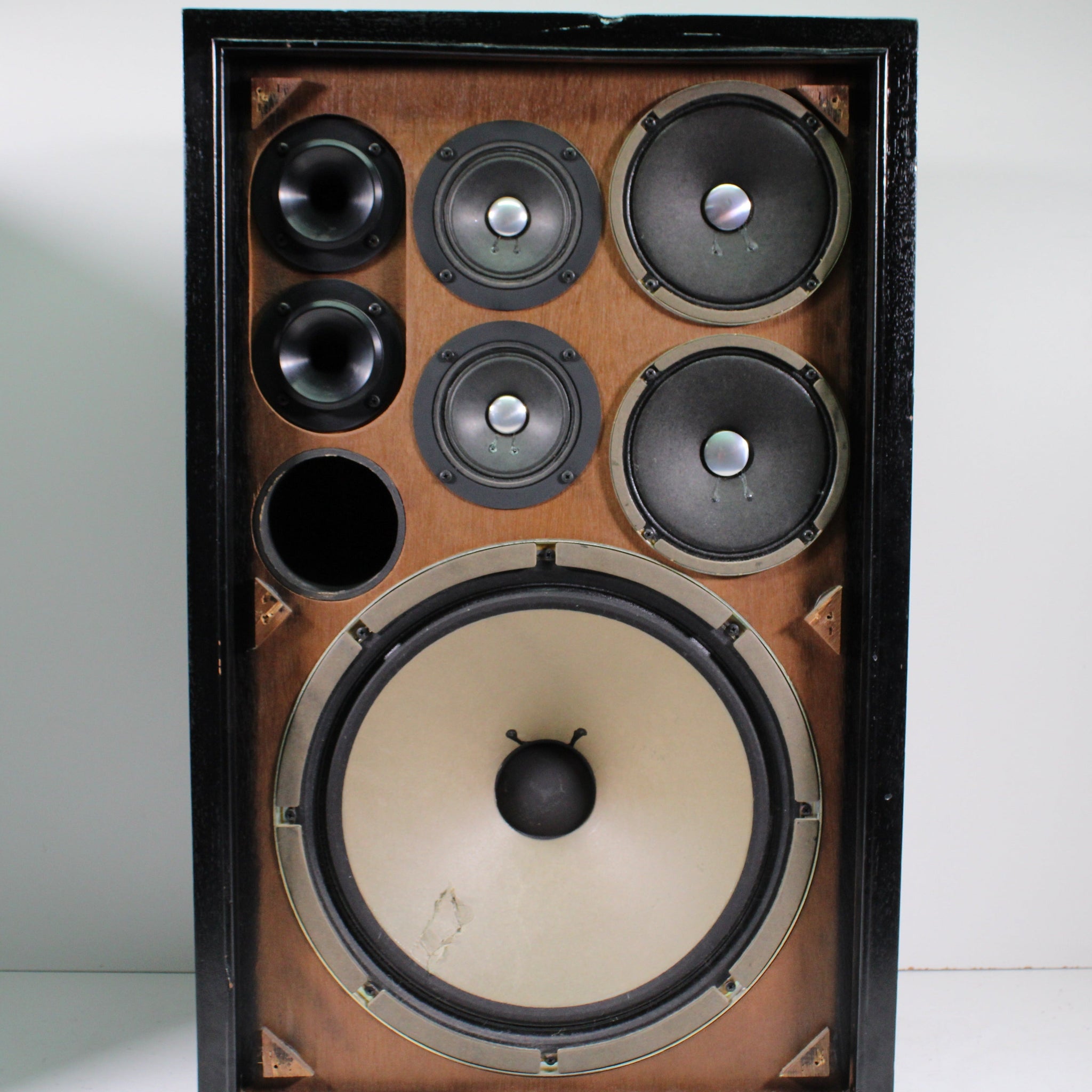 Sansui SP-5000 4-Way, 7-Speaker Floorstanding Loudspeakers