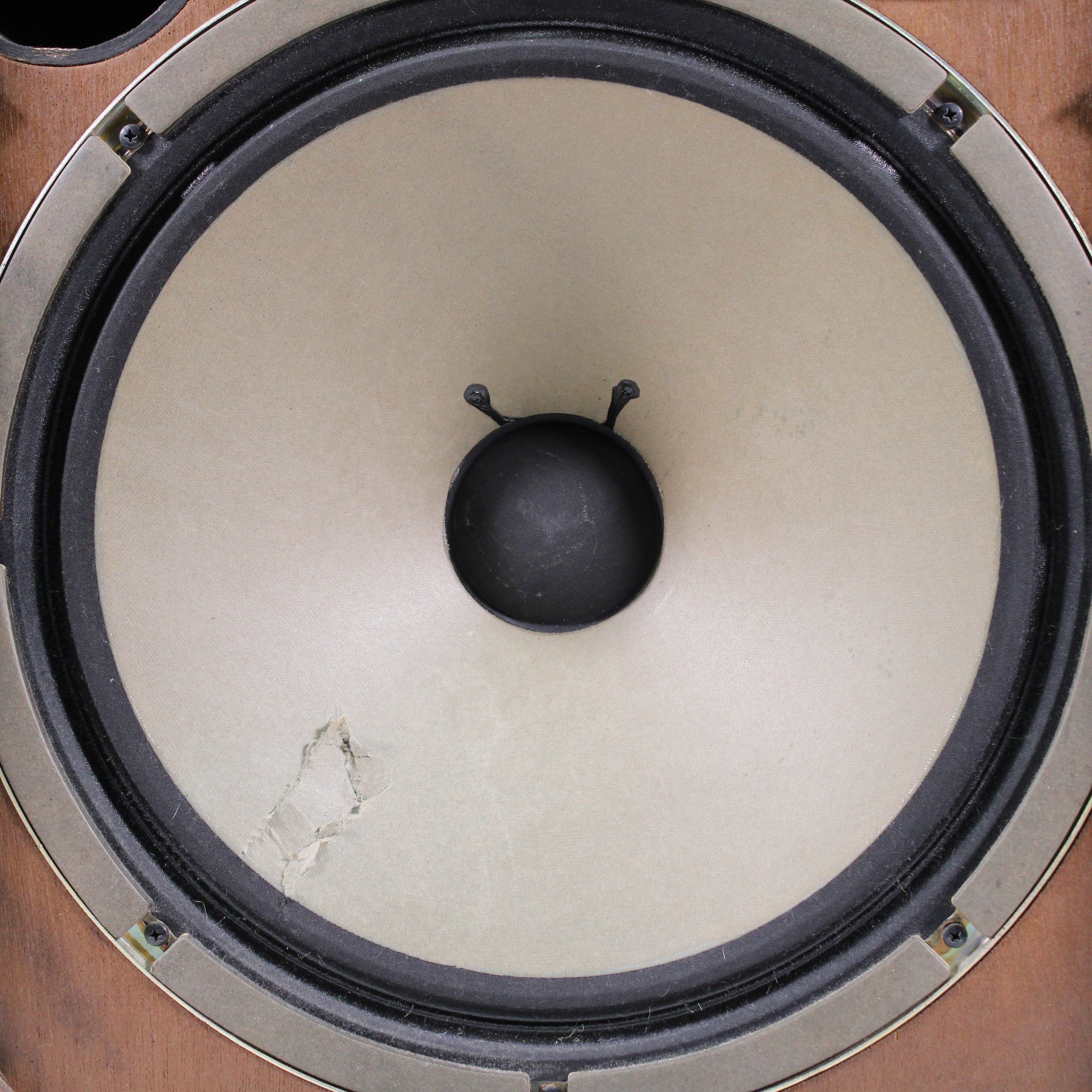 Sansui SP-5000 4-Way, 7-Speaker Floorstanding Loudspeakers