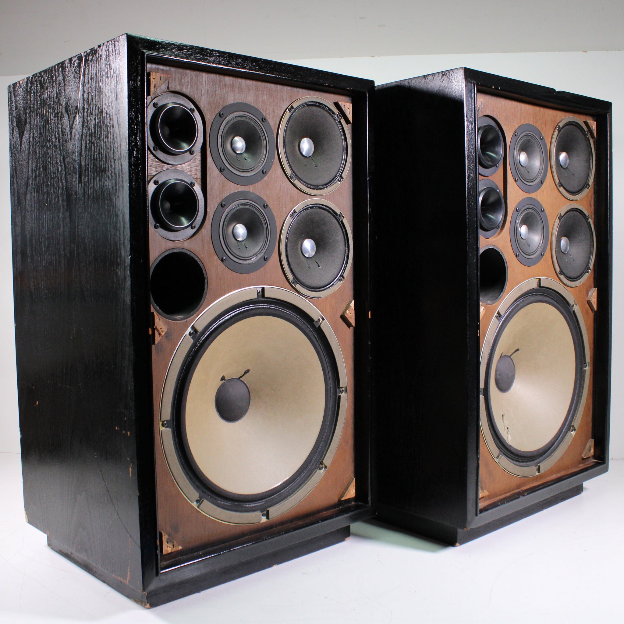 Sansui SP-5000 4-Way, 7-Speaker Floorstanding Loudspeakers