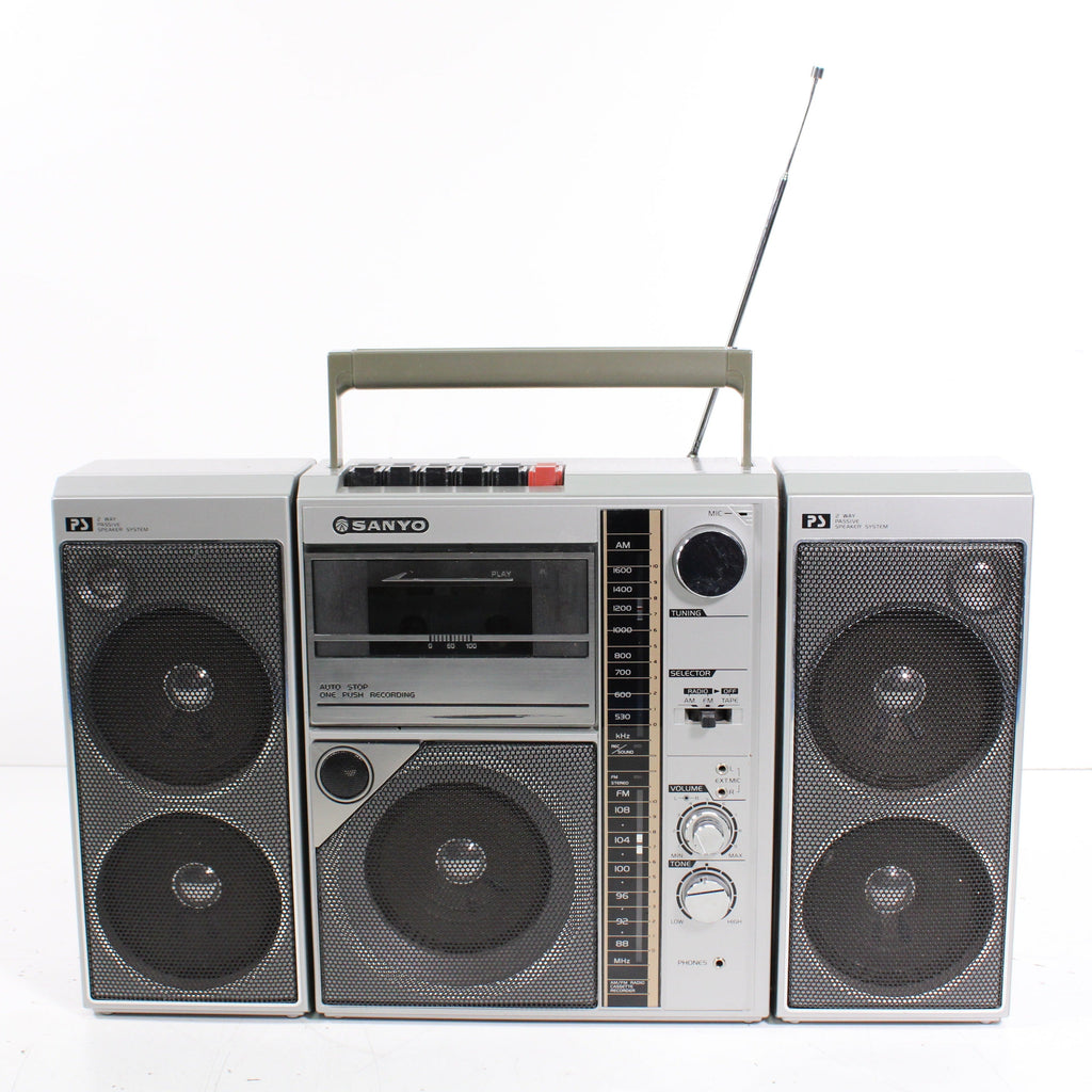 Sanyo M 9818 Portable Boombox AM FM Radio Cassette Player Recorder (19