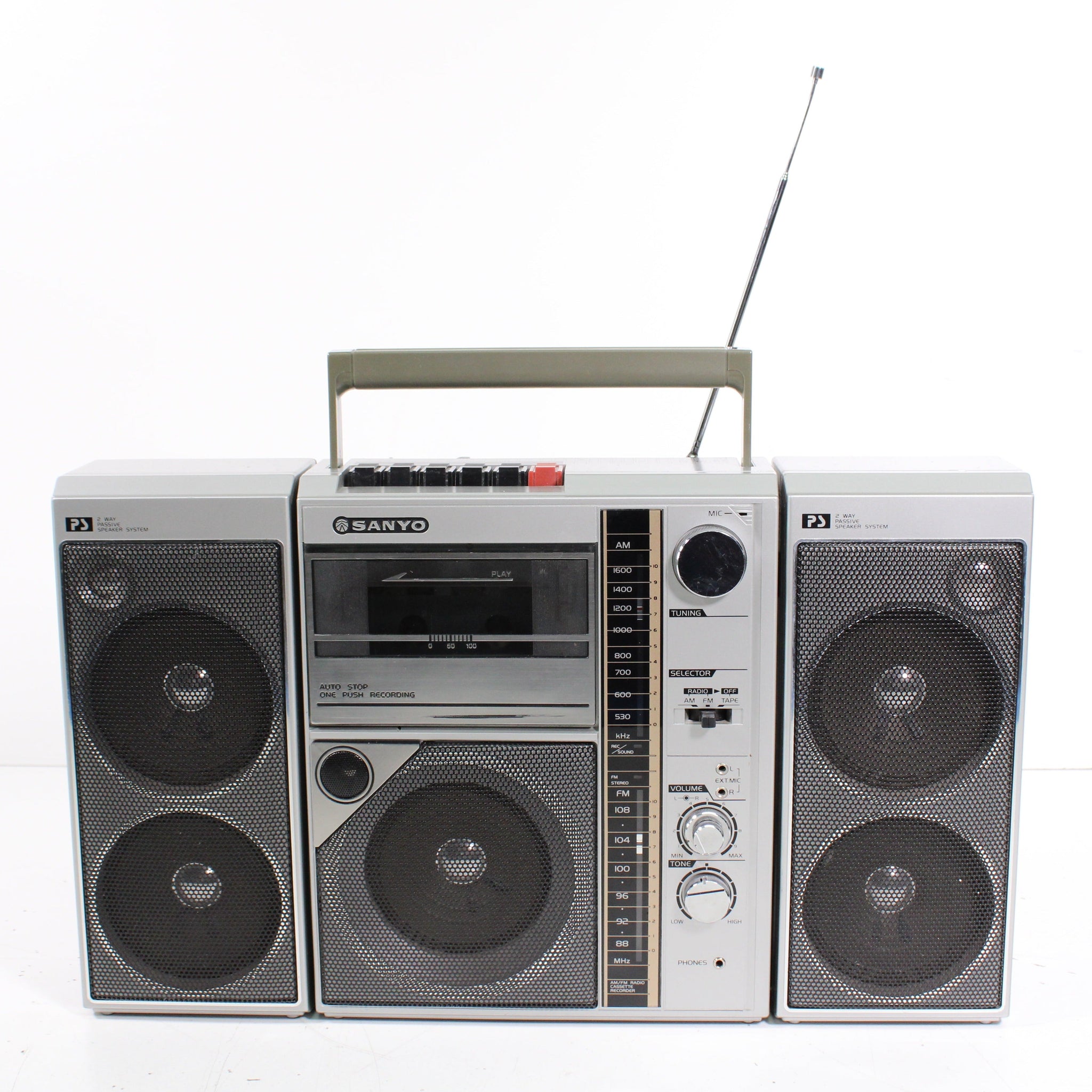 Sanyo M 9818 Portable Boombox AM FM Radio Cassette Player Recorder (19