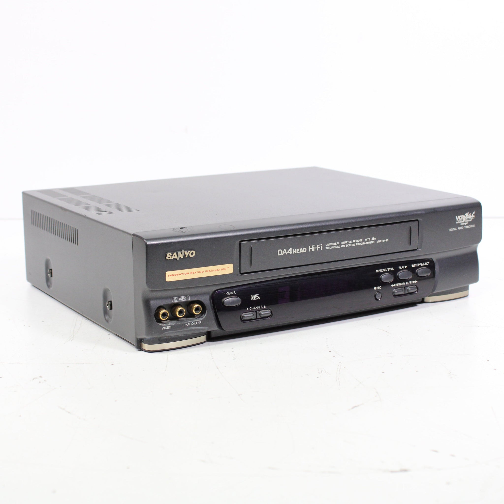 Sanyo VHR-9440 4-Head Hi-Fi VCR VHS Player Digital Auto Tracking