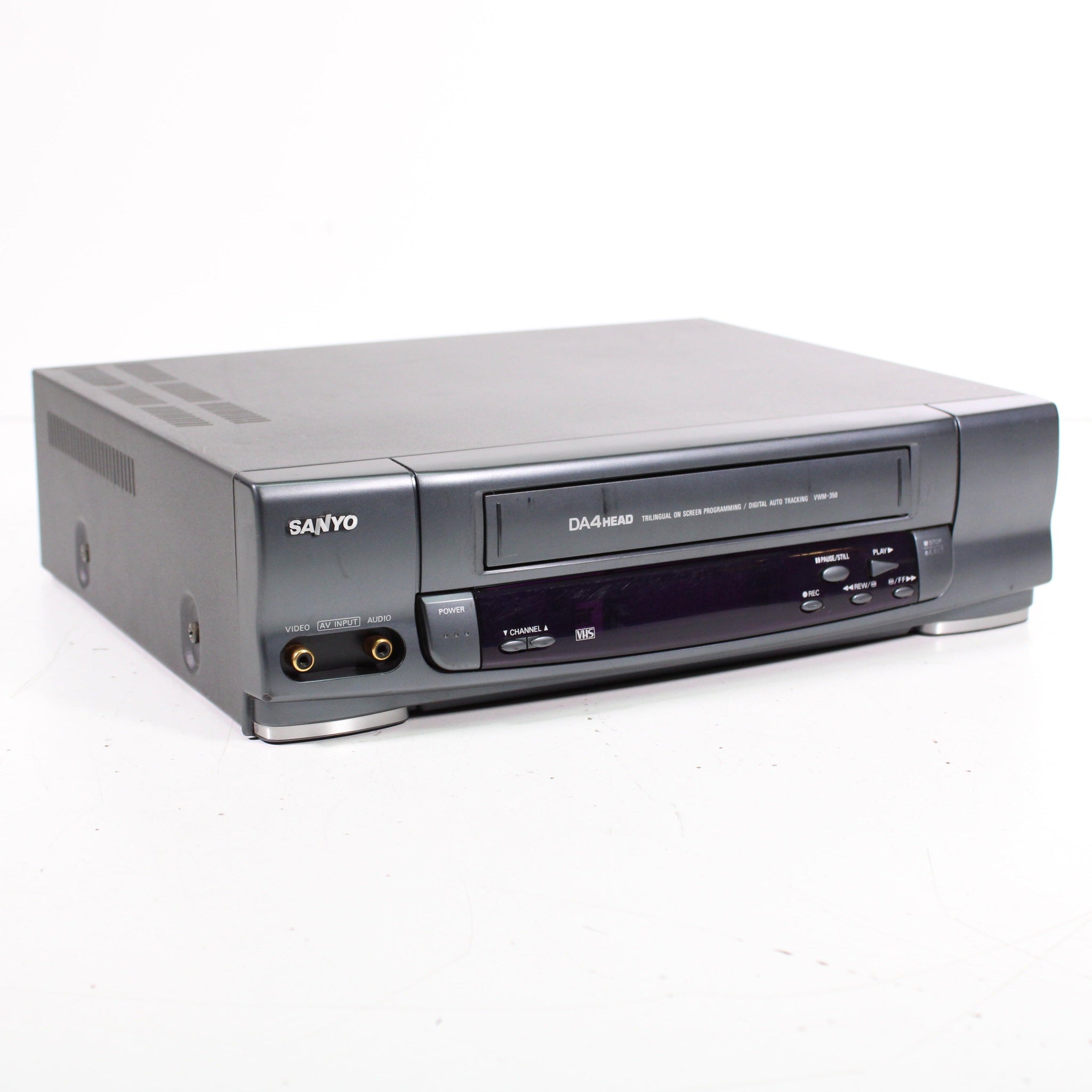 Sanyo VWM-350 VCR Video Cassette Player Recorder with Digital Auto Tra