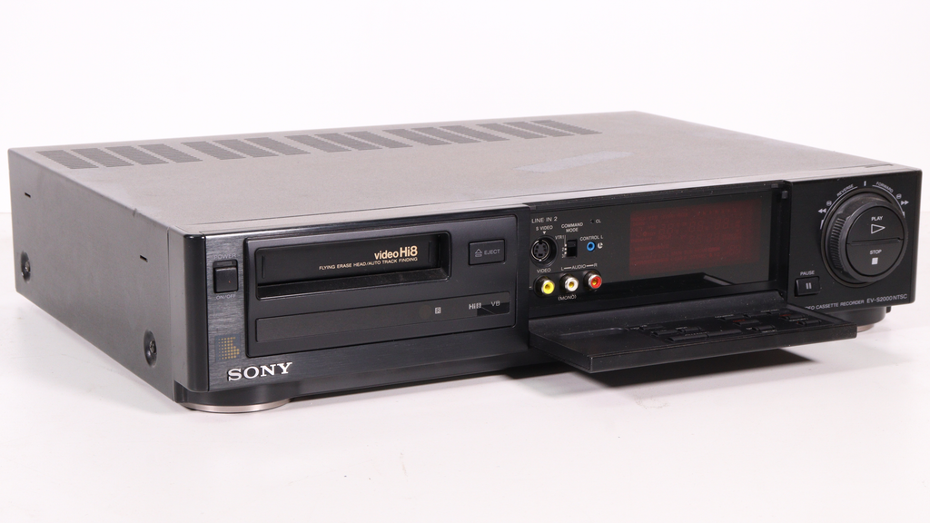 Sony EV-S2000 Hi8 VCR Video8 8mm Video Cassette Recorder NTSC (NO REMO