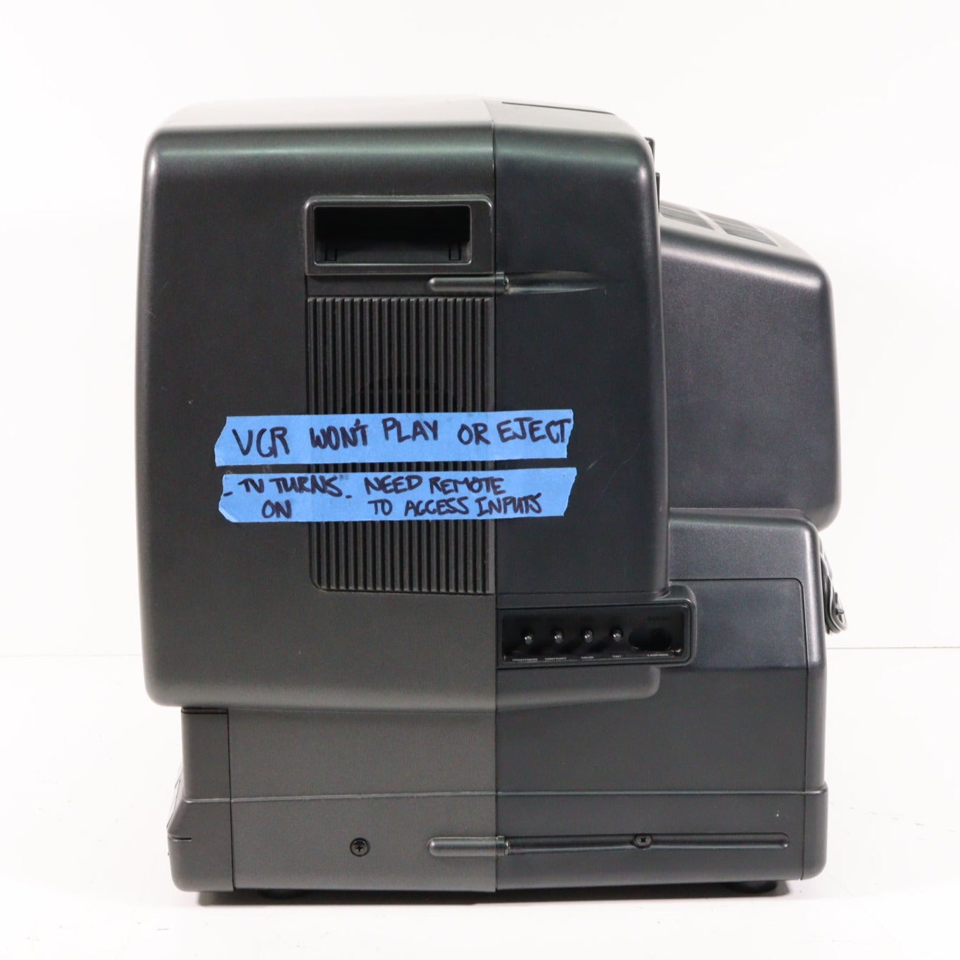 Symphonic 13TVCR MK II Retro 13" CRT TV VCR Combo (VCR WON'T PLAY OR E