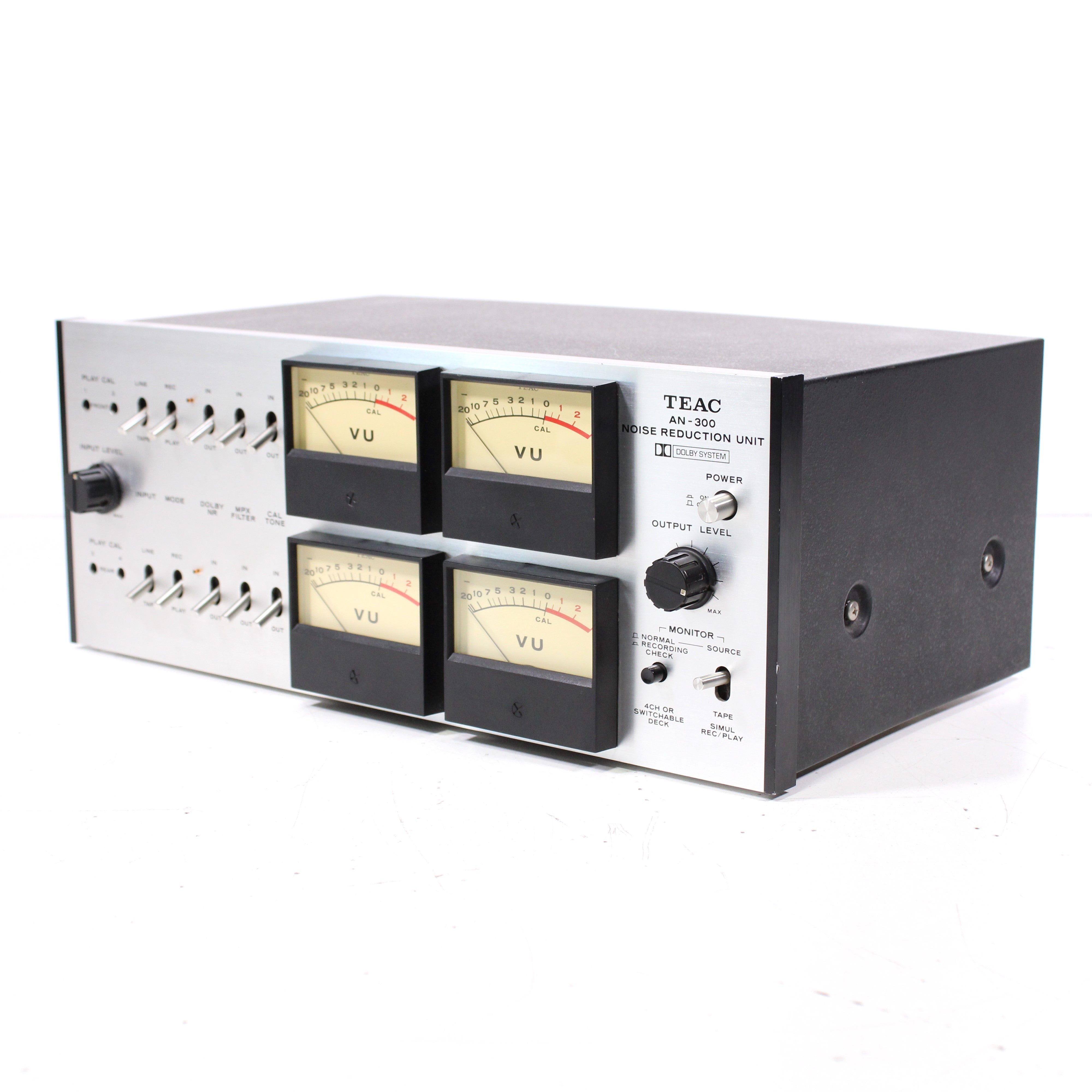 Teac AN-300 Vintage Dolby 4-Channel Noise Reduction Unit VU Meters (19