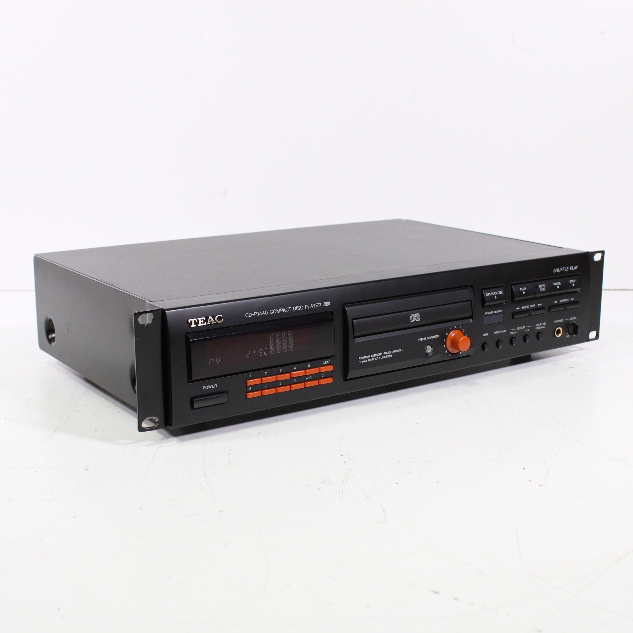 Teac CD-P1440 Single Compact Disc CD Player Rack-Mountable (1999 ...