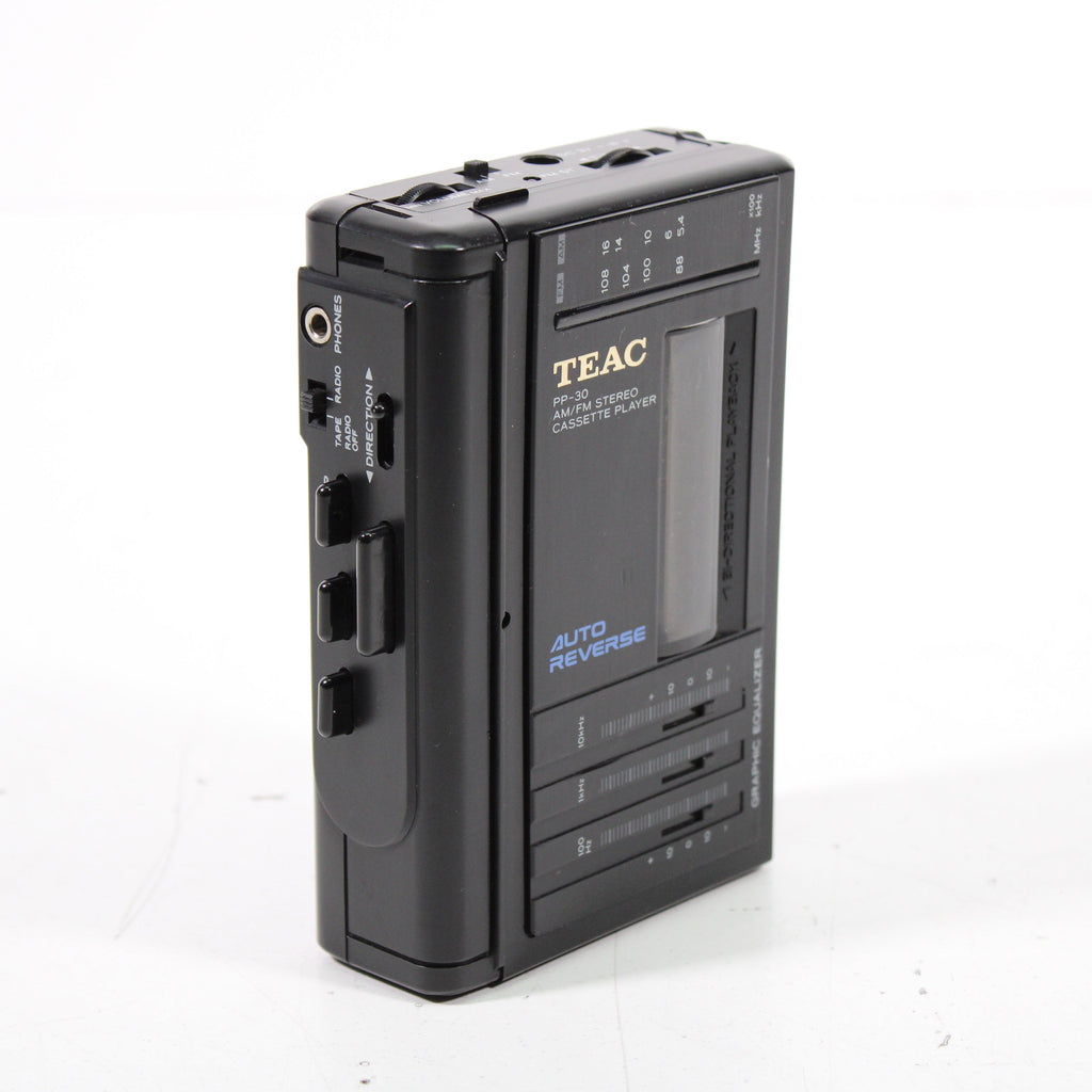 Teac PP-30 Portable Handheld AM FM Stereo Cassette Player