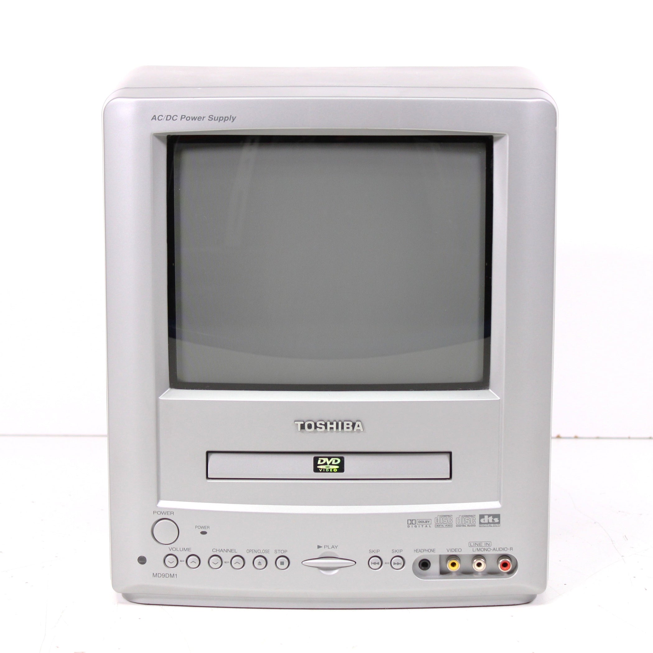 Toshiba MD9DM1R 9" CRT TV DVD Combo Portable Gaming Television (2002 ...