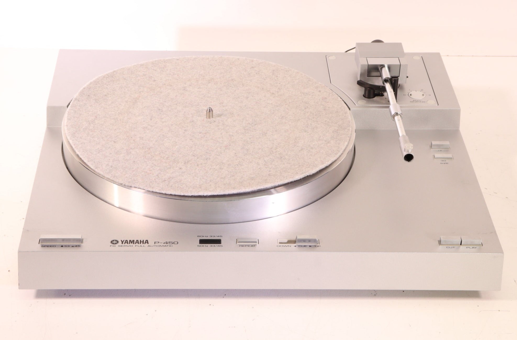 Yamaha P-450 FG Servo Fully Automatic Turntable — SpenCertified