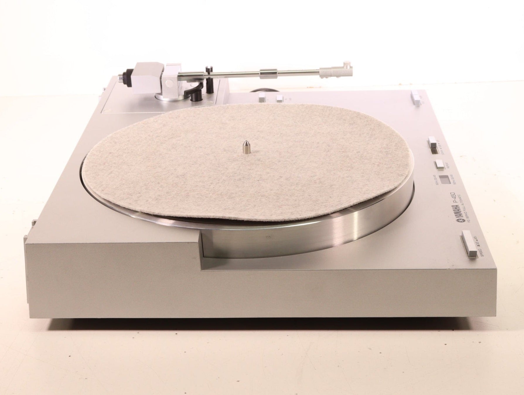 Yamaha P-450 FG Servo Fully Automatic Turntable — SpenCertified