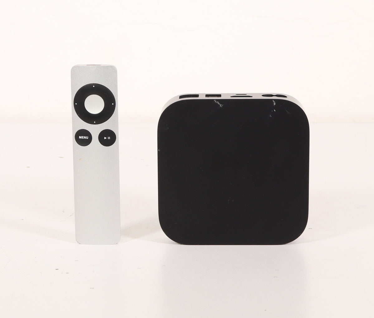 Apple TV A1378 Streaming Device (2ND Generation) — SpenCertified