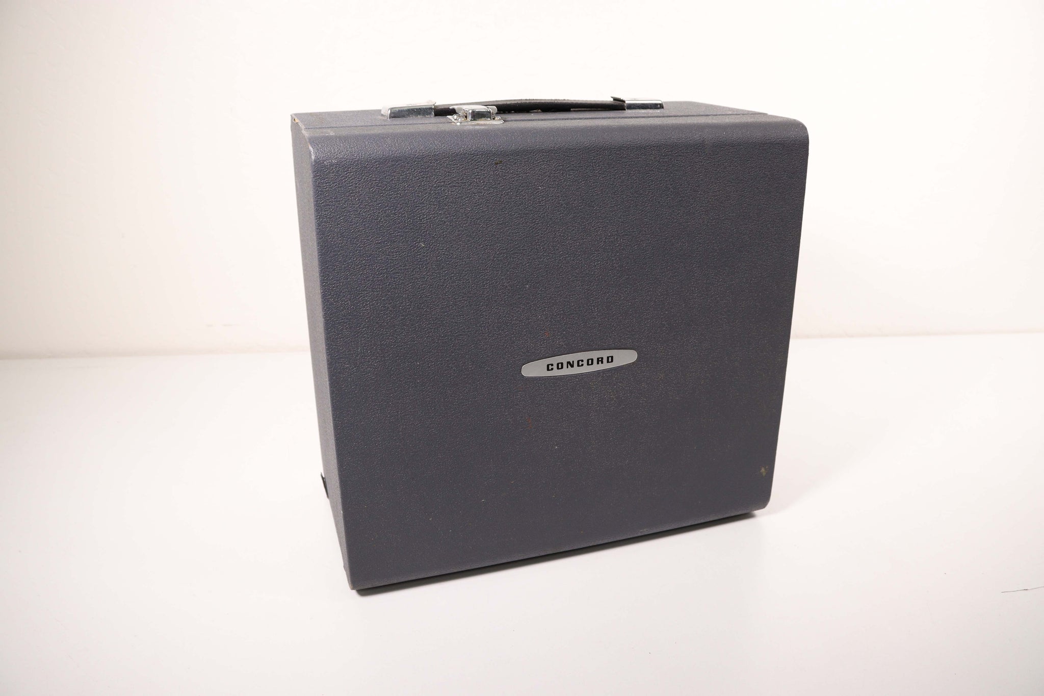 Concord 220T Transistorized 220 Reel To Reel Tape Recorder Player