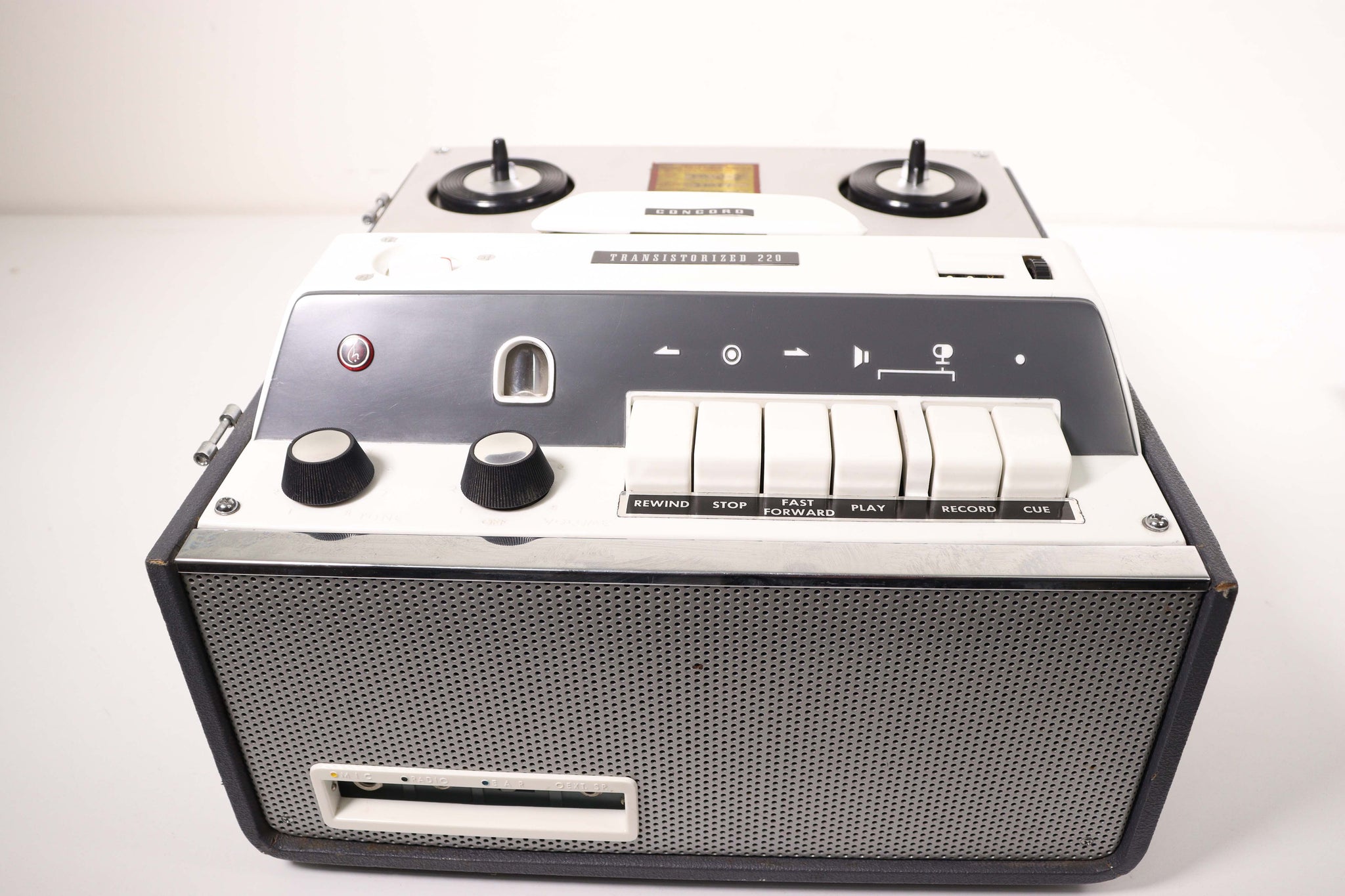 Concord 220T Transistorized 220 Reel To Reel Tape Recorder Player