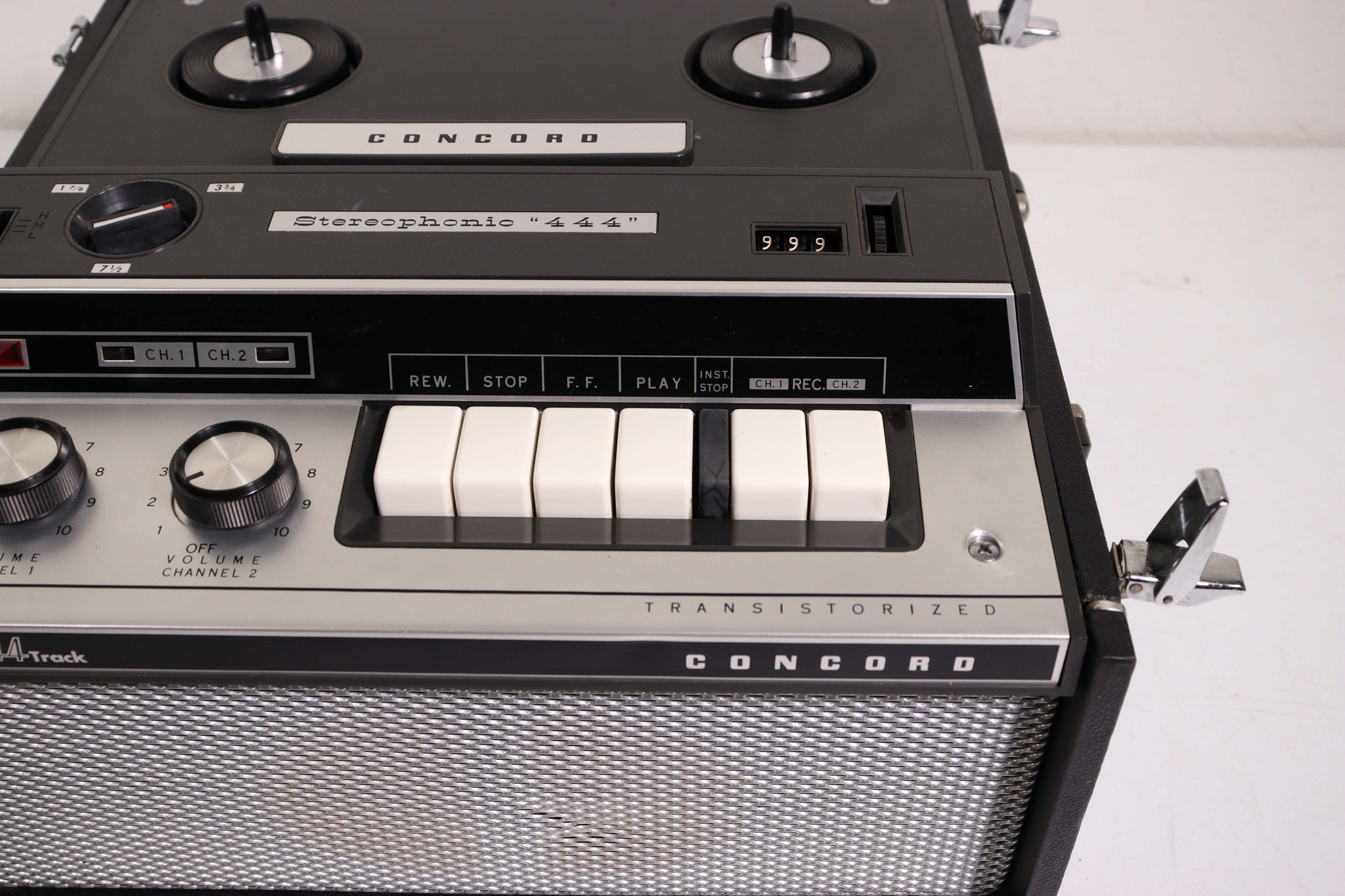 Concord Stereophonic 444 Transistorized Reel To Reel Tape Recorder Pla