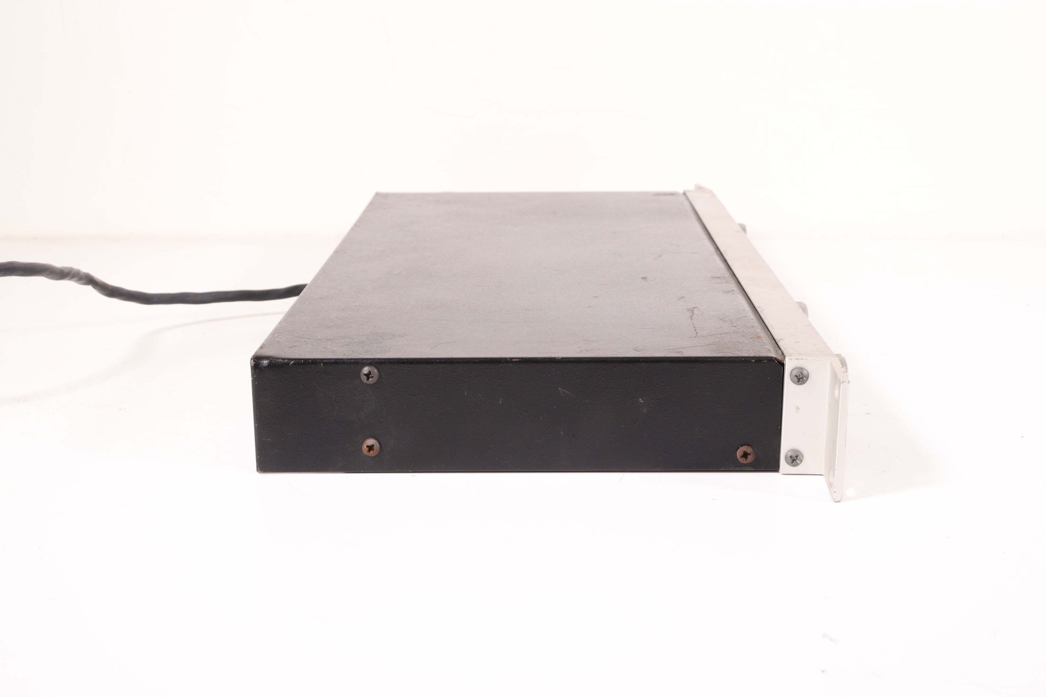 Crown D-75 Power Amplifier Rack XLR Dual Mono Rack Ears