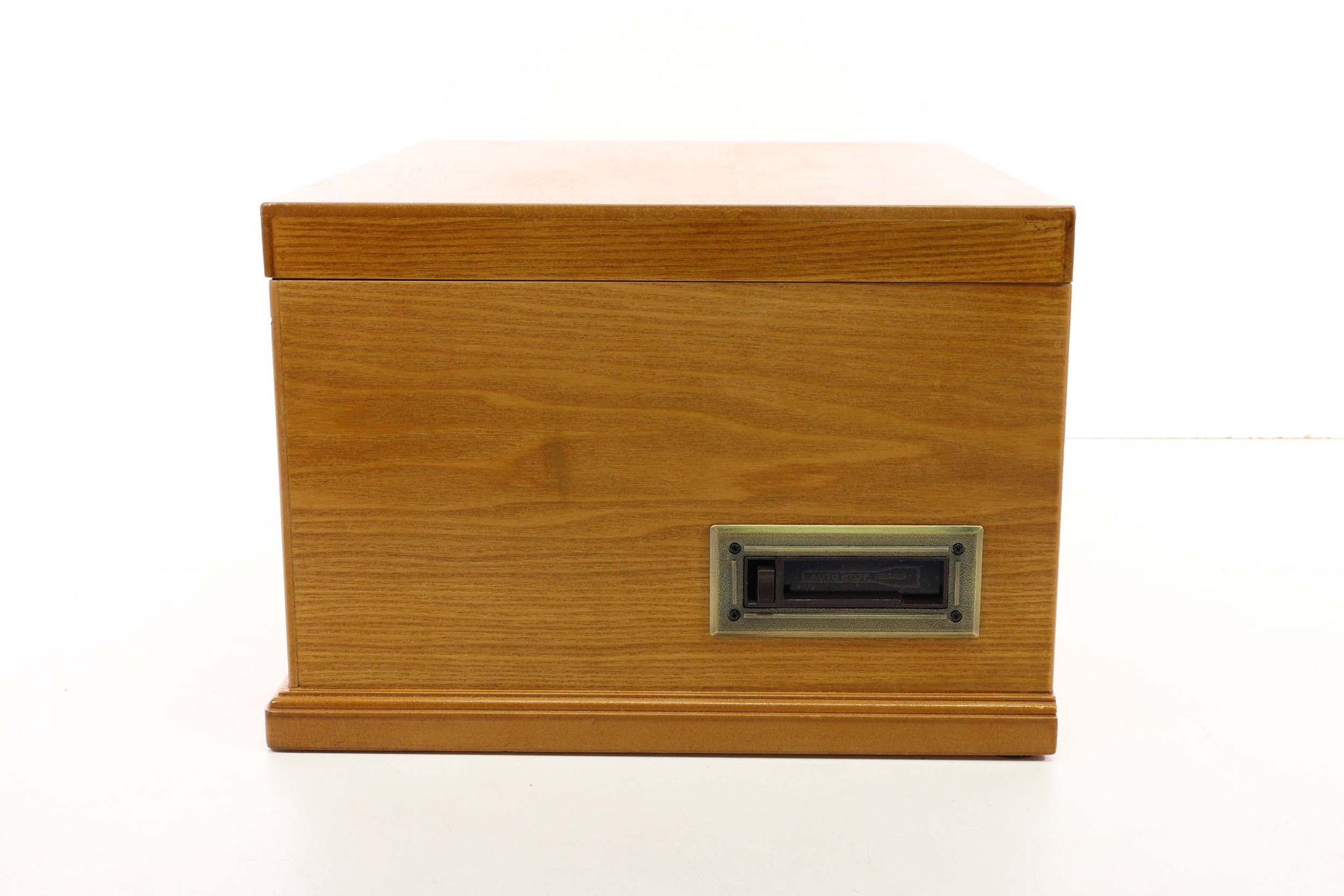 DETROLA ALL-IN-ONE MUSIC STATION CD PHONO CASSETTE AM/FM